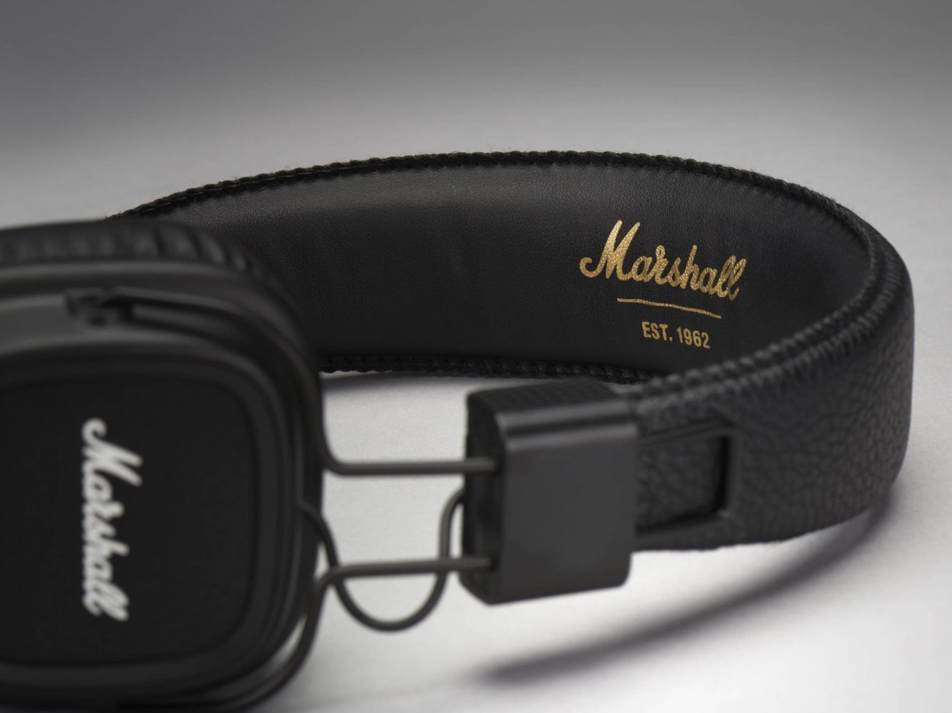 Marshall's Major II headphones with updated audio and same iconic style ...