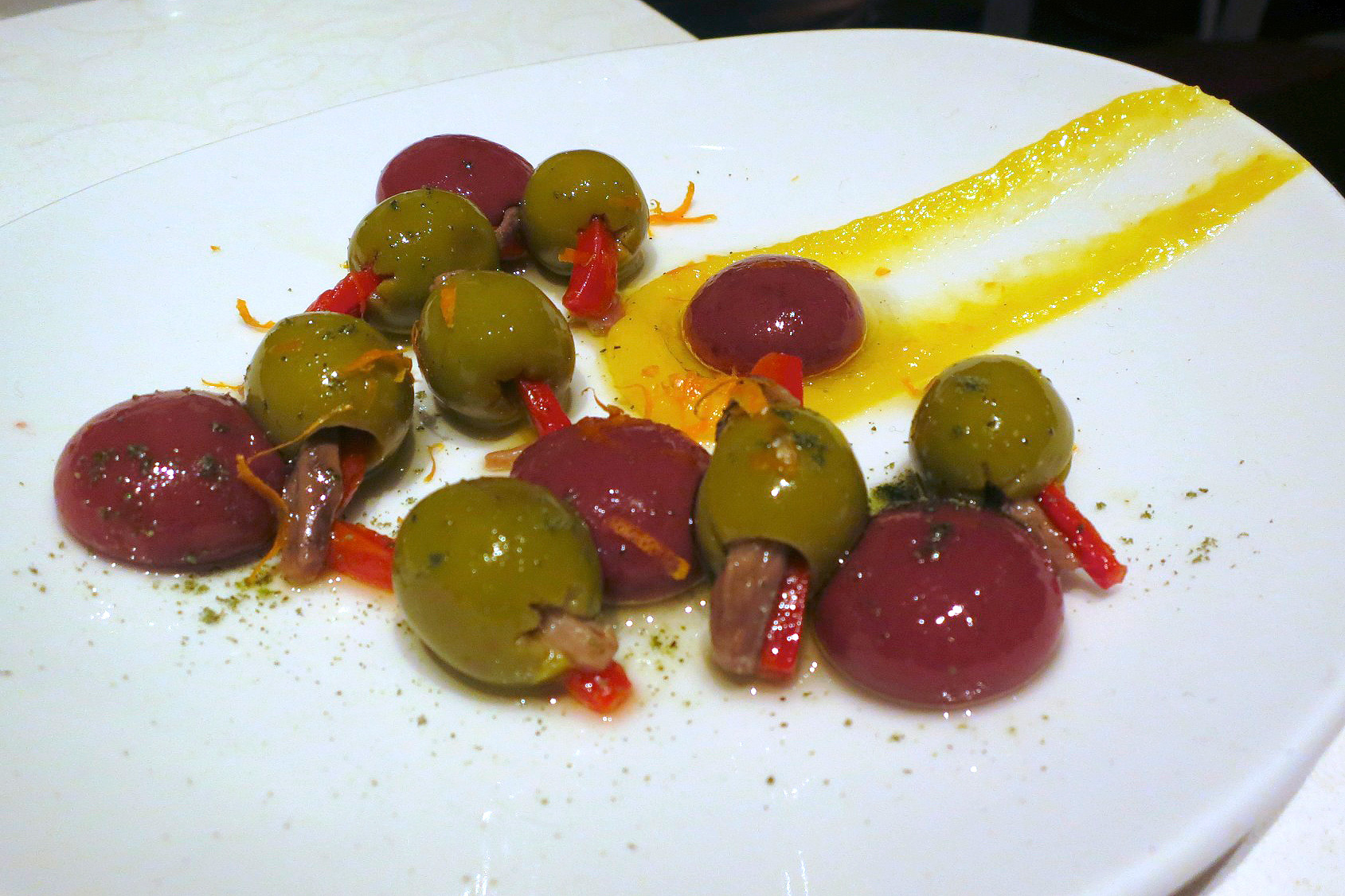 Kitchen Tech: Spherification lets you make your own caviar from fruit ...
