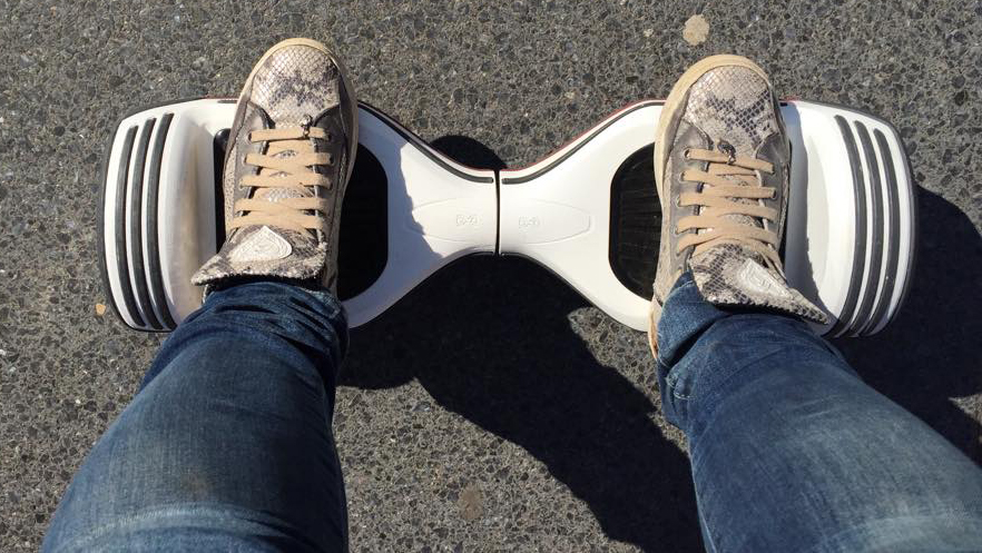 OXBOARD blends a skateboard and Segway for a unique rechargeable ...