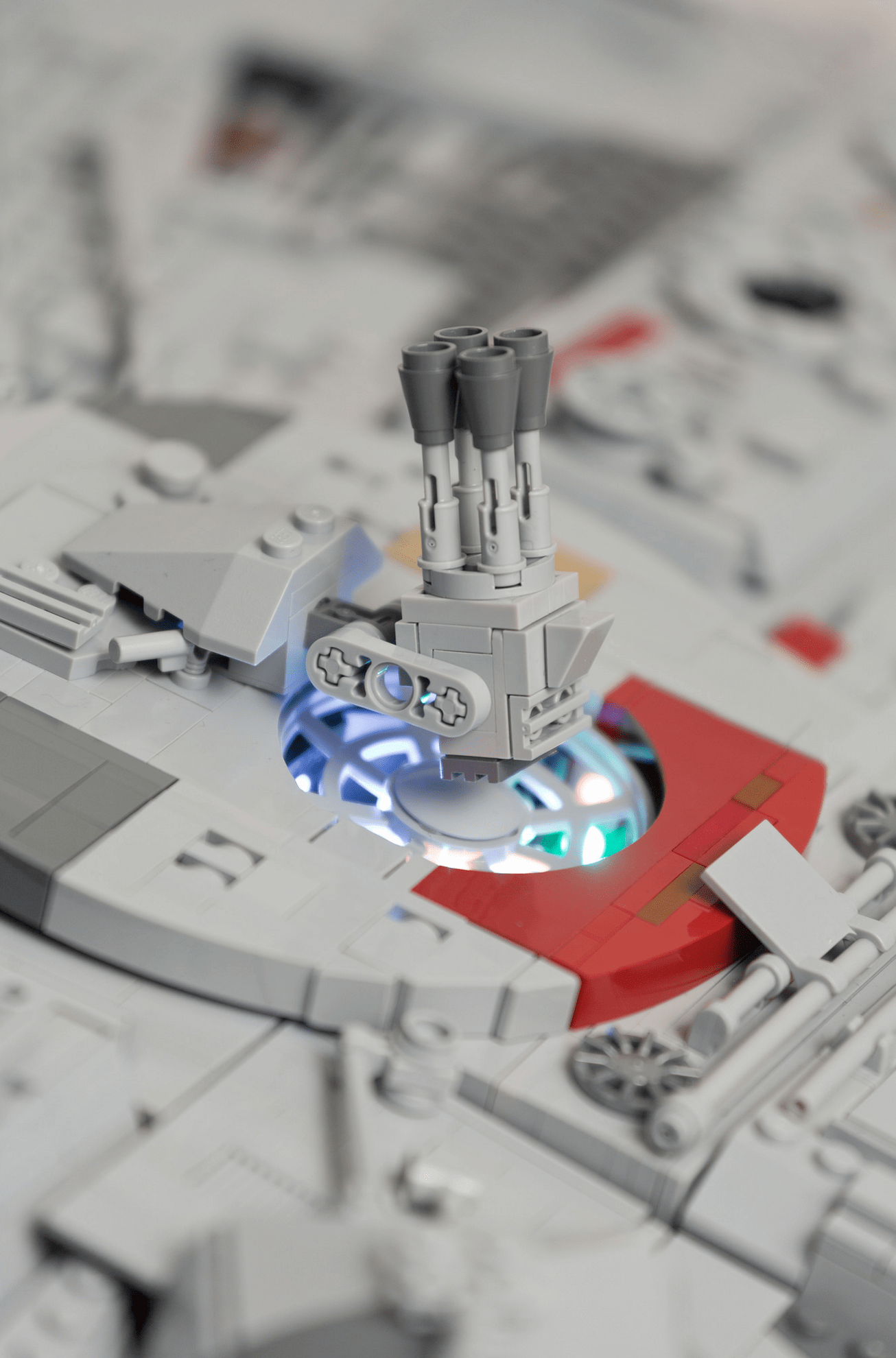 This astonishingly detailed LEGO Millennium Falcon took 7,500 pieces ...