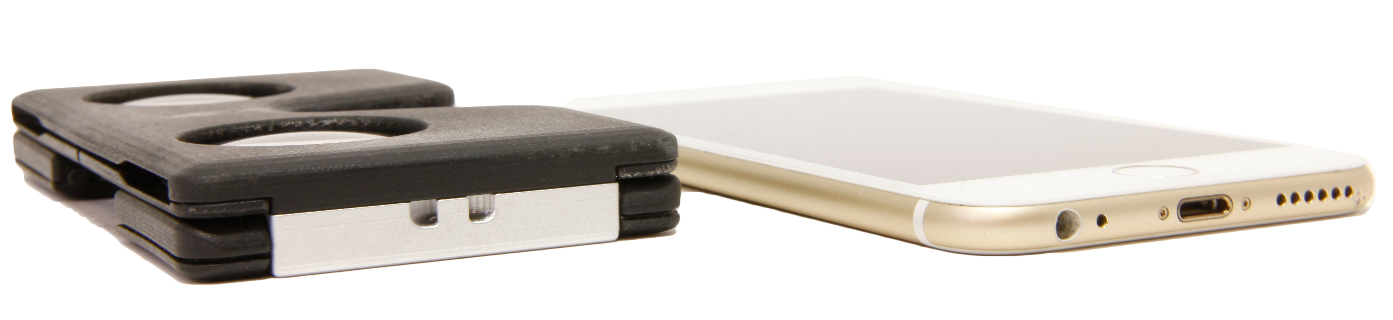 The new DODOcase Virtual Reality kit for iPhone and Android hits Indiegogo