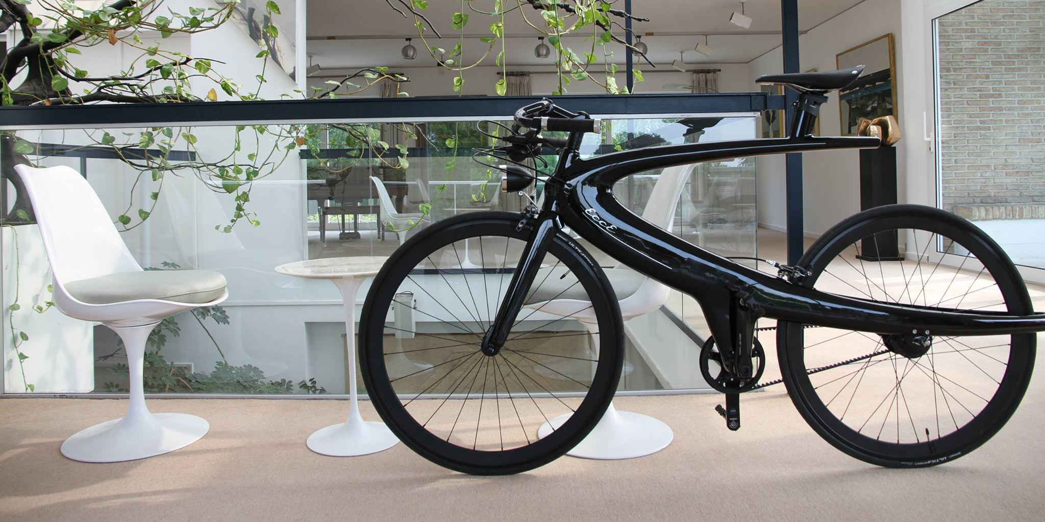 ECCE's stunning bicycles blend high-end materials and sci-fi design ...