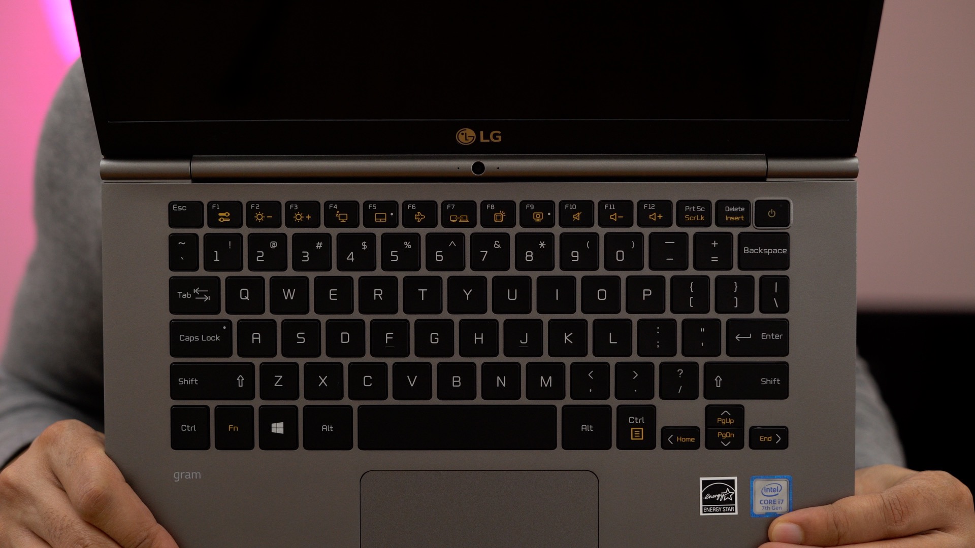 Hands-on: LG Gram 14 (2017) a lightweight travel companion with great ...