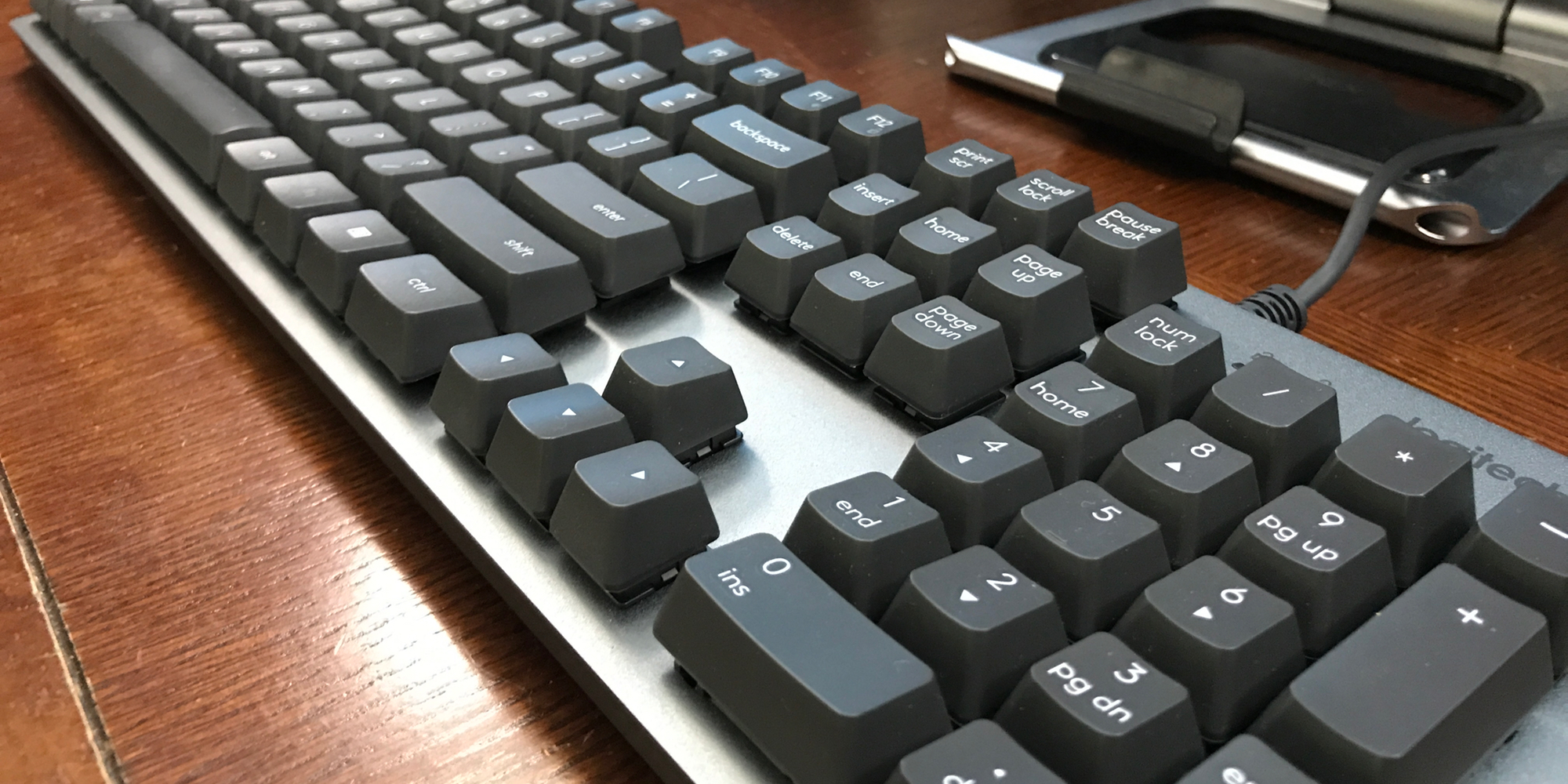 Review: Logitech’s K840 is an affordable gateway to mechanical keyboards