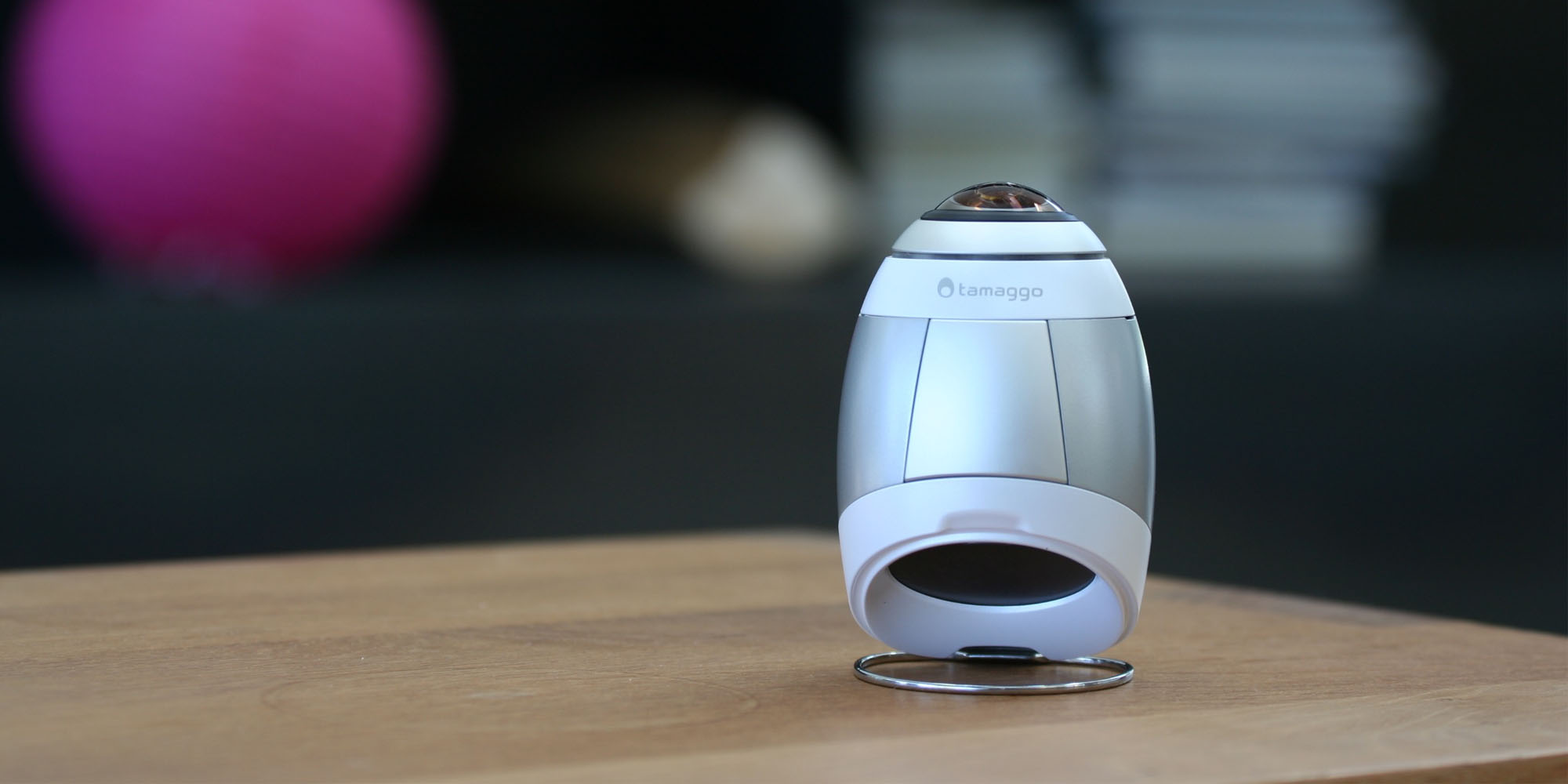 Tamaggo is an all-in-one 360 Live Streaming Camera with a sleek ...