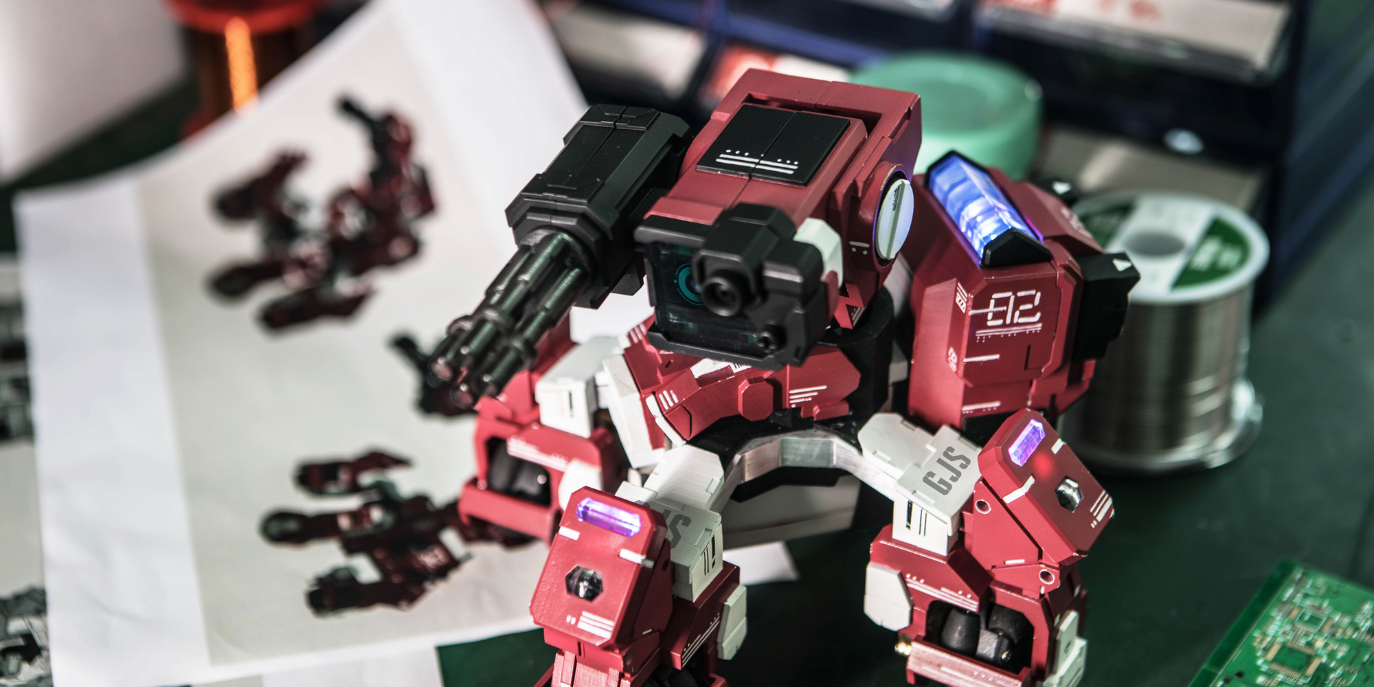 Geio is the world's first battle bot complete with futuristic design ...