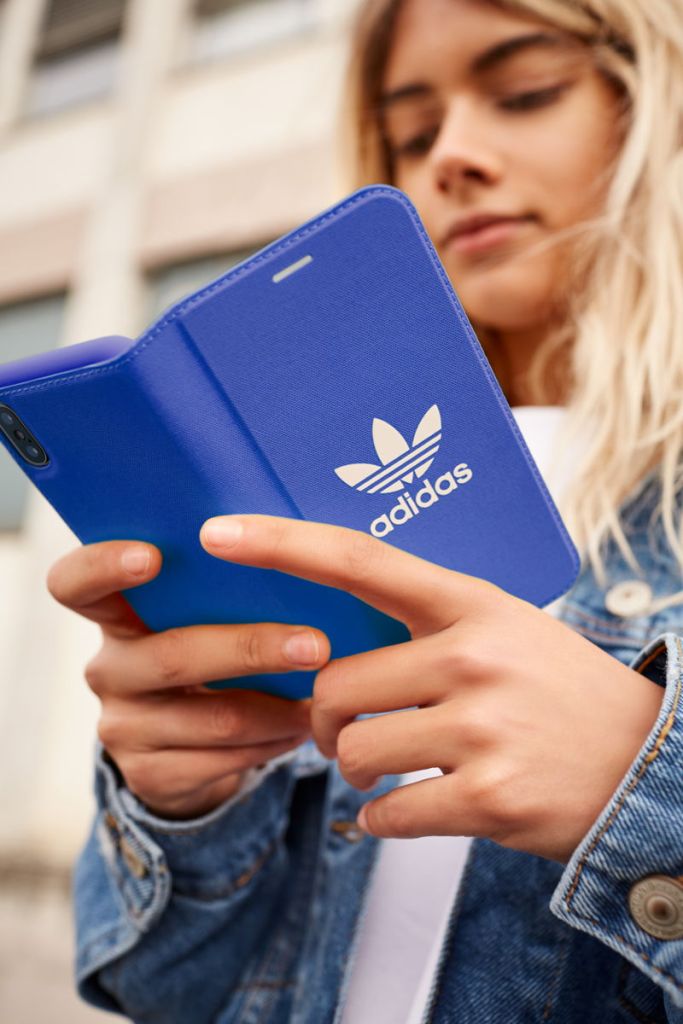 adidas Originals introduces new throwback cases for iPhone 7/8/Plus and X