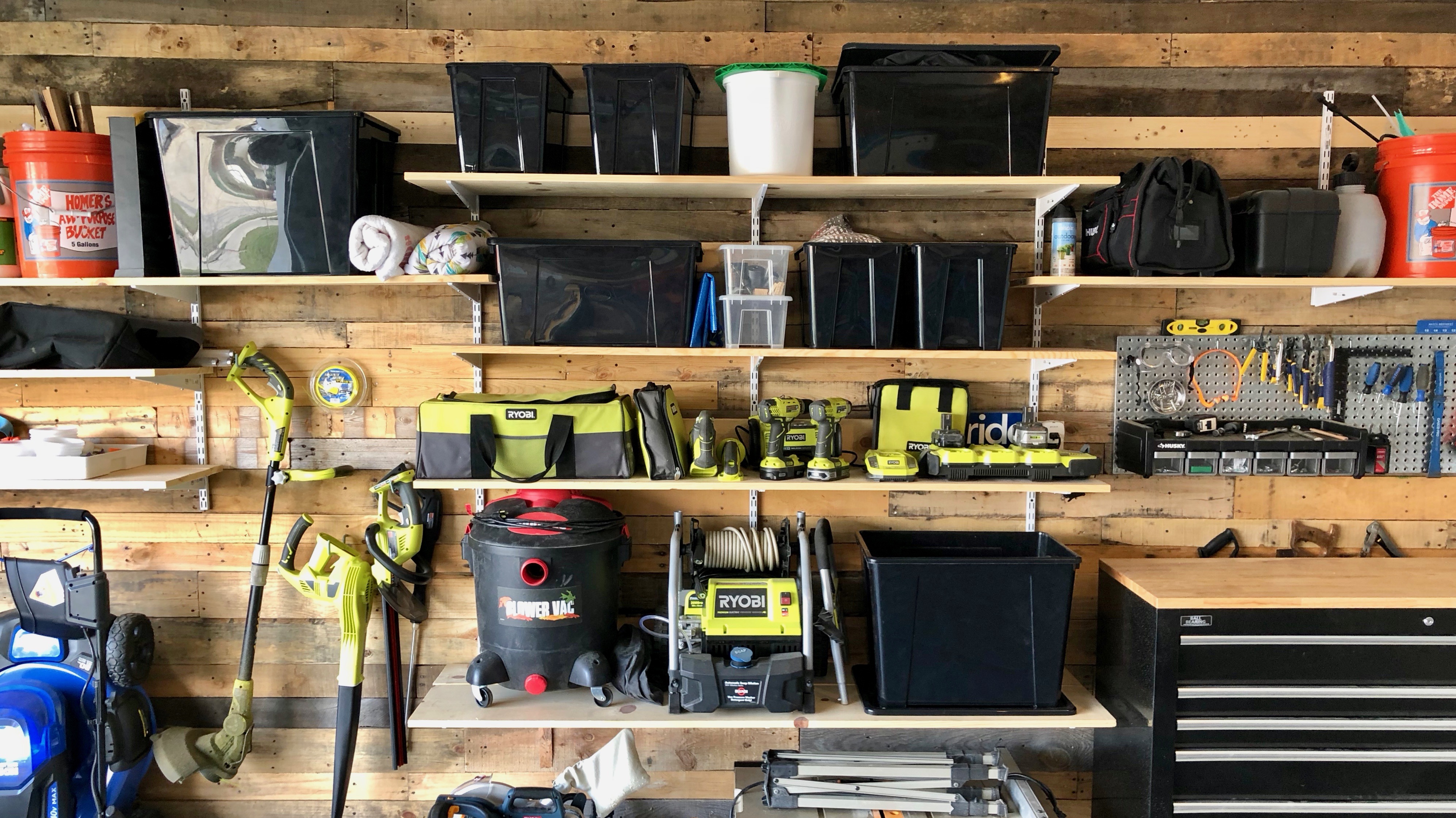 Behind the Screens: Michael's custom reclaimed wood garage setup