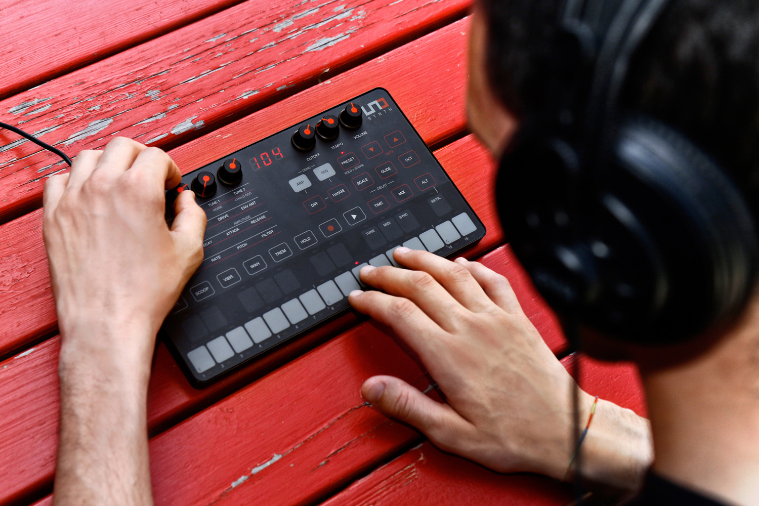 IK unveils its first analog synth hardware for Mac & iOS w/ impressive ...