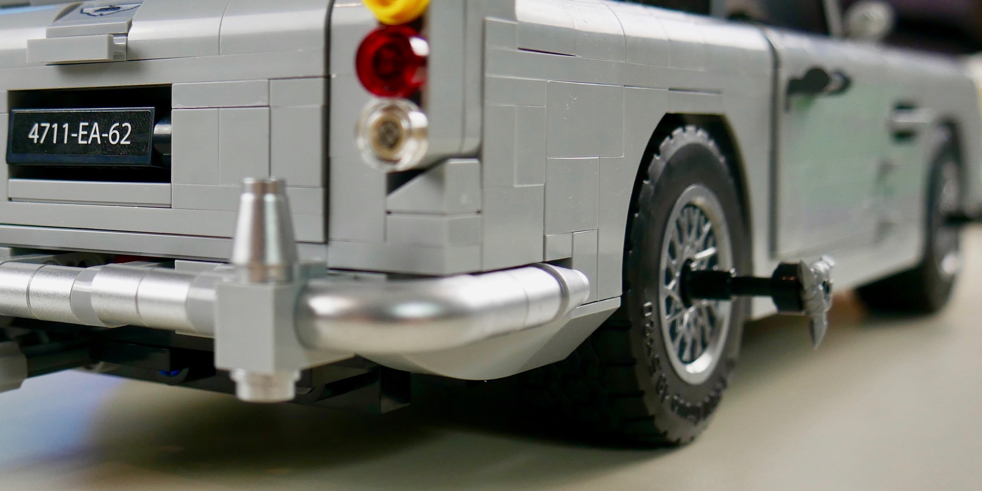 Review: LEGO's 007 Aston Martin DB5 packs striking design and ...