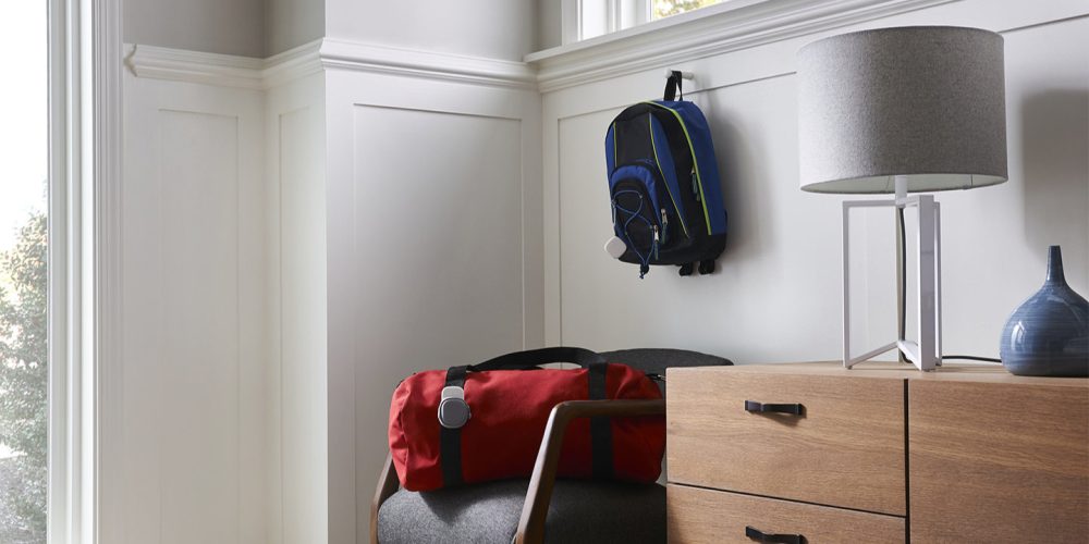 Samsung one-ups Tile with its new LTE-enabled SmartThings Tracker