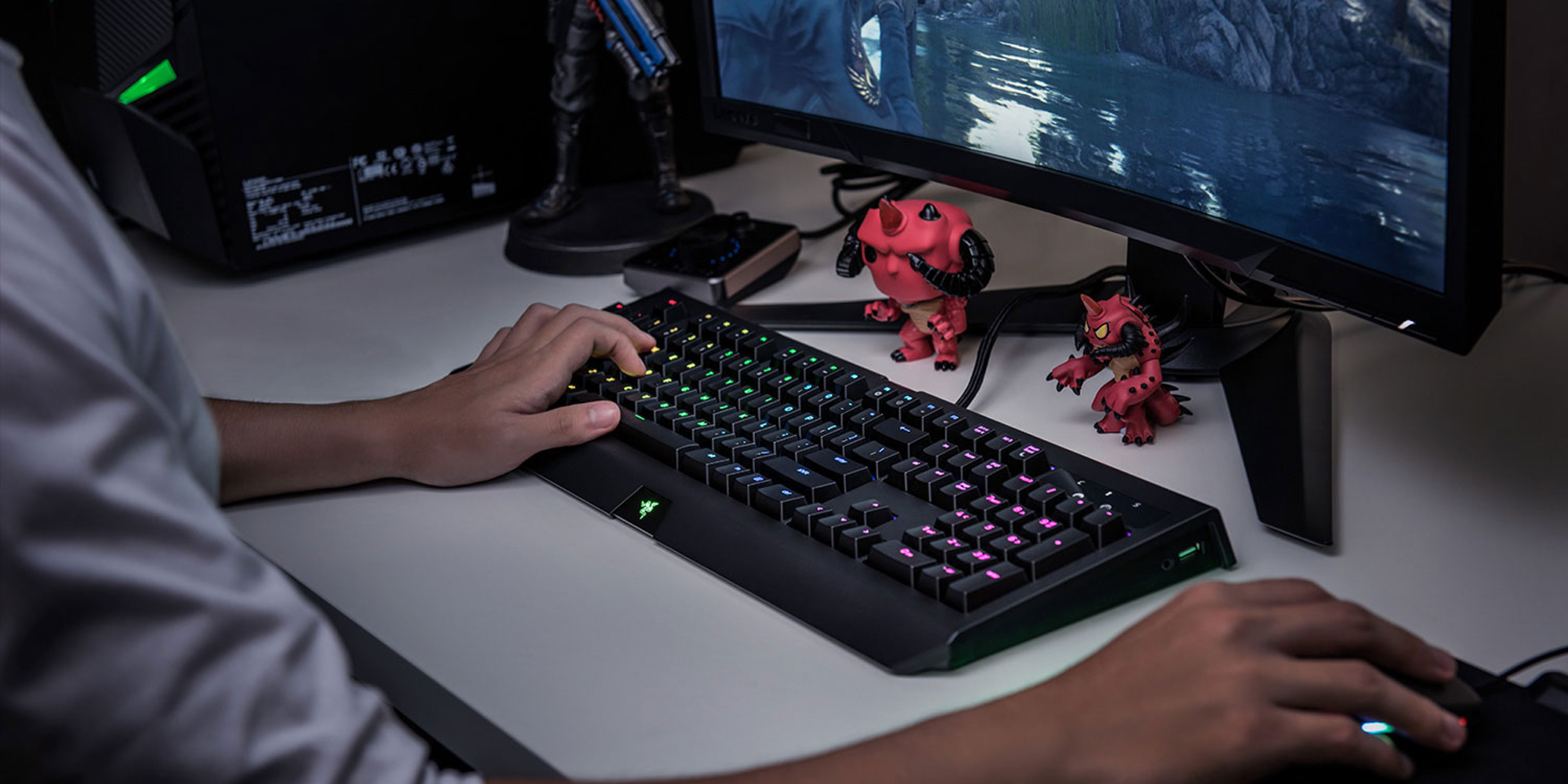 Razer's Chroma V2 Mechanical Keyboard gets a 25% discount to $112 shipped