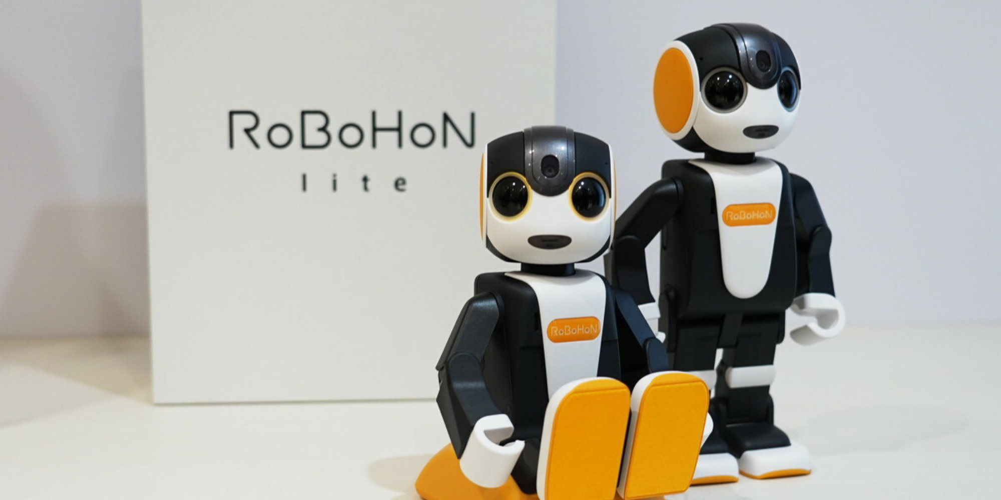 Sharp's RoBoHoN robot line-up includes LTE-connected models - 9to5Toys