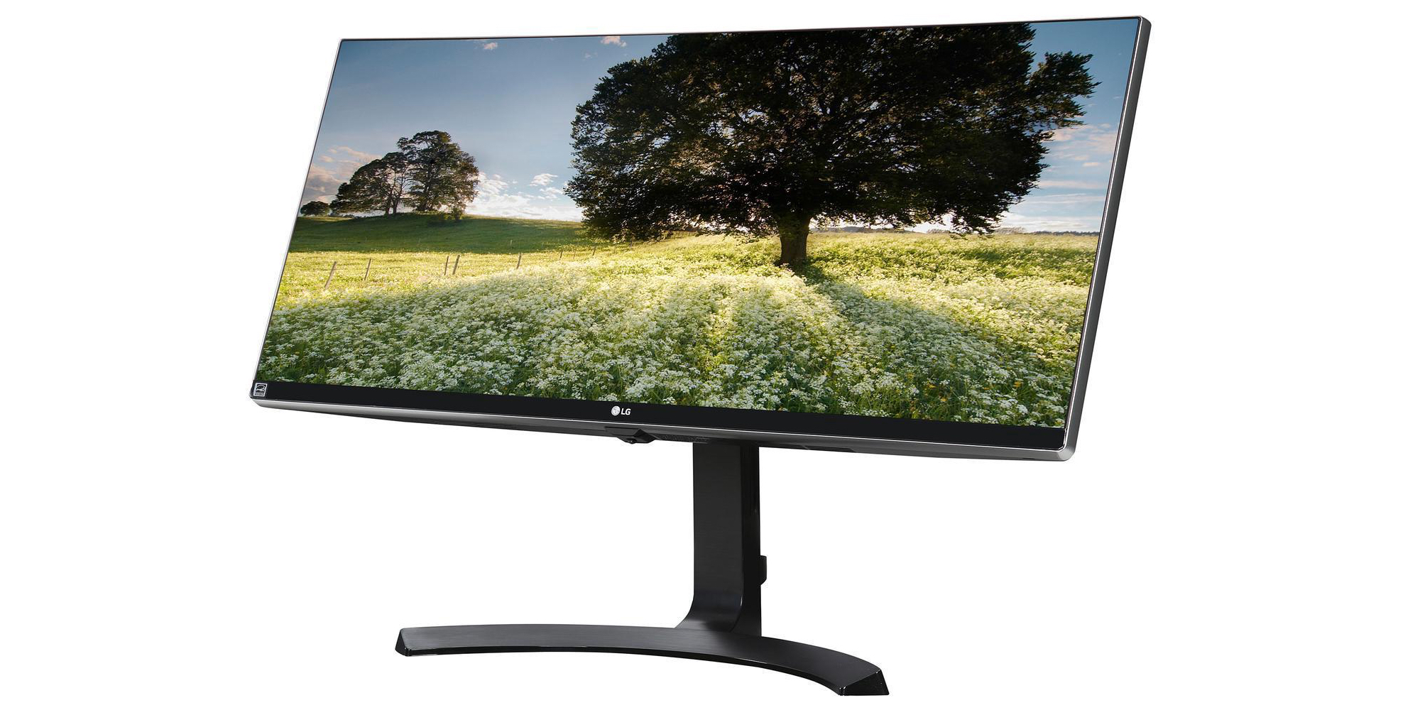 LG's 34-inch UltraWide Monitor features two Thunderbolt 2 ports, more ...