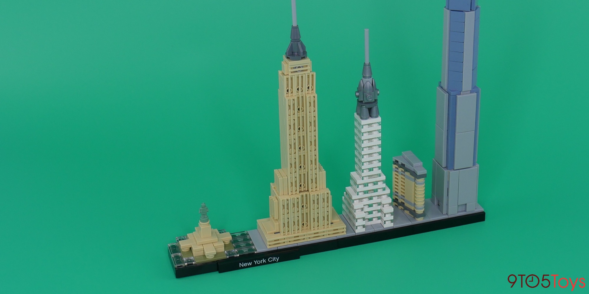 LEGO New York City Skyline: The Big Apple's miniature release - 9to5Toys