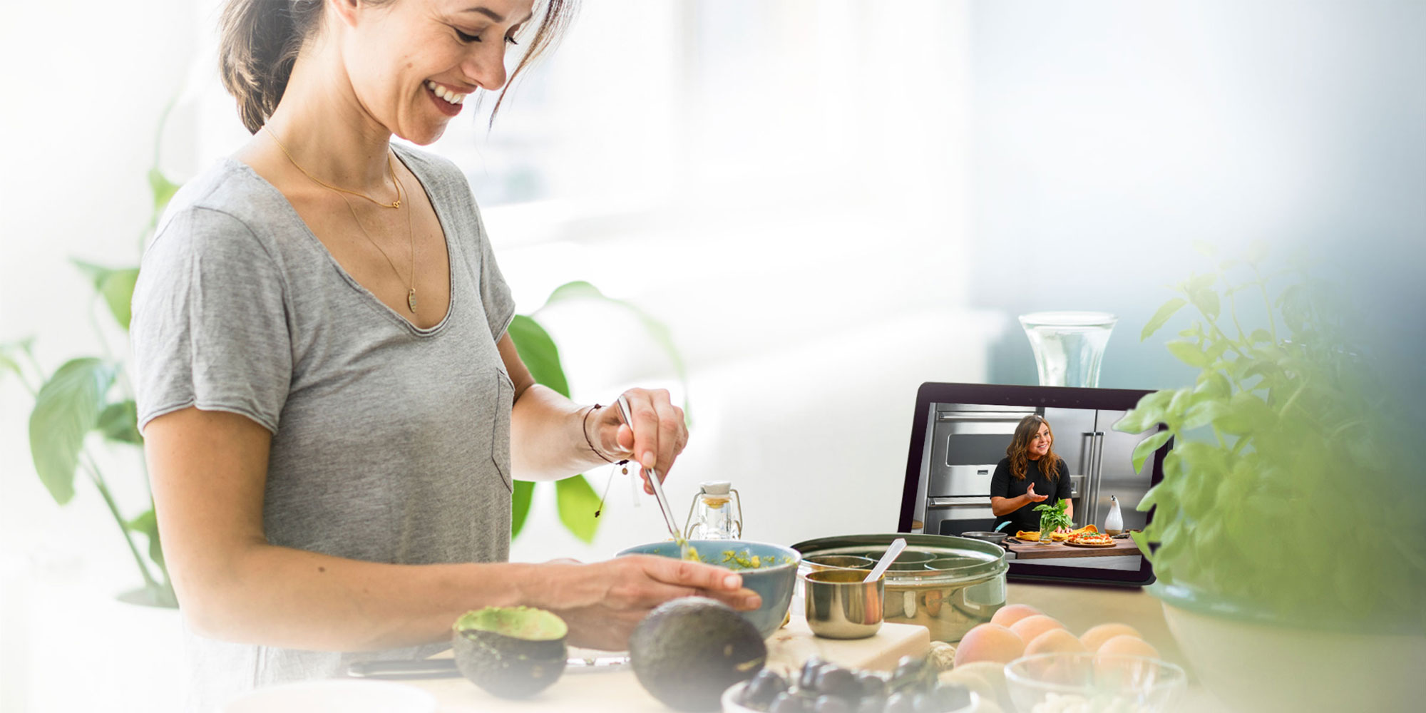 Food Network Kitchen uses Alexa and iPhone to teach cooking - 9to5Toys