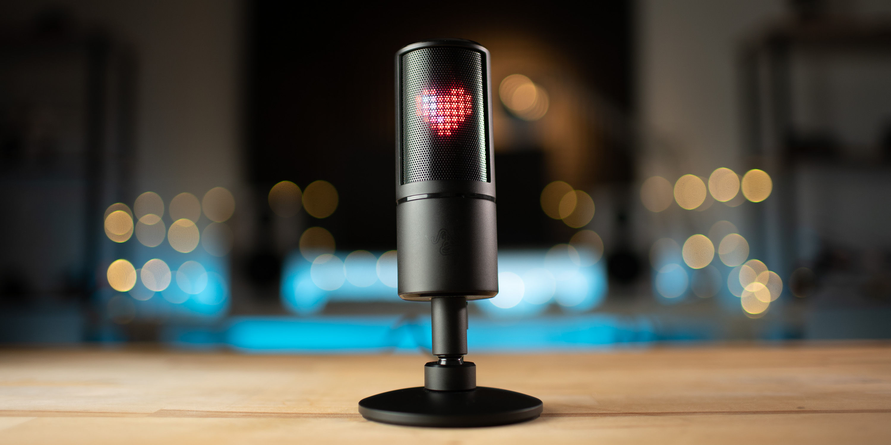 Razer’s Seiren Emote Mic delivers a built-in LED display at $100 (Save $80)