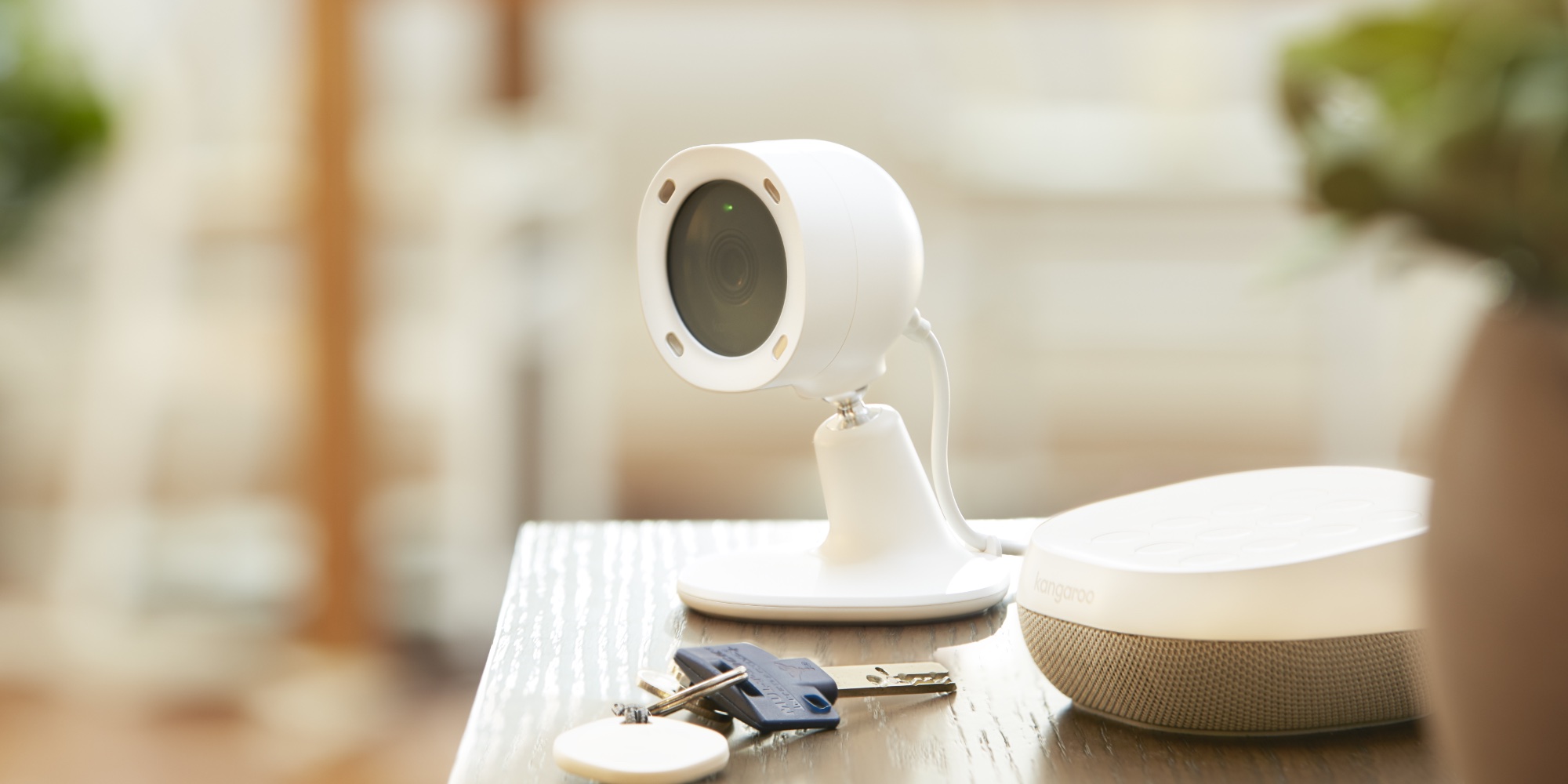 Kangaroo Privacy Camera pairs security with a 1080p feed - 9to5Toys