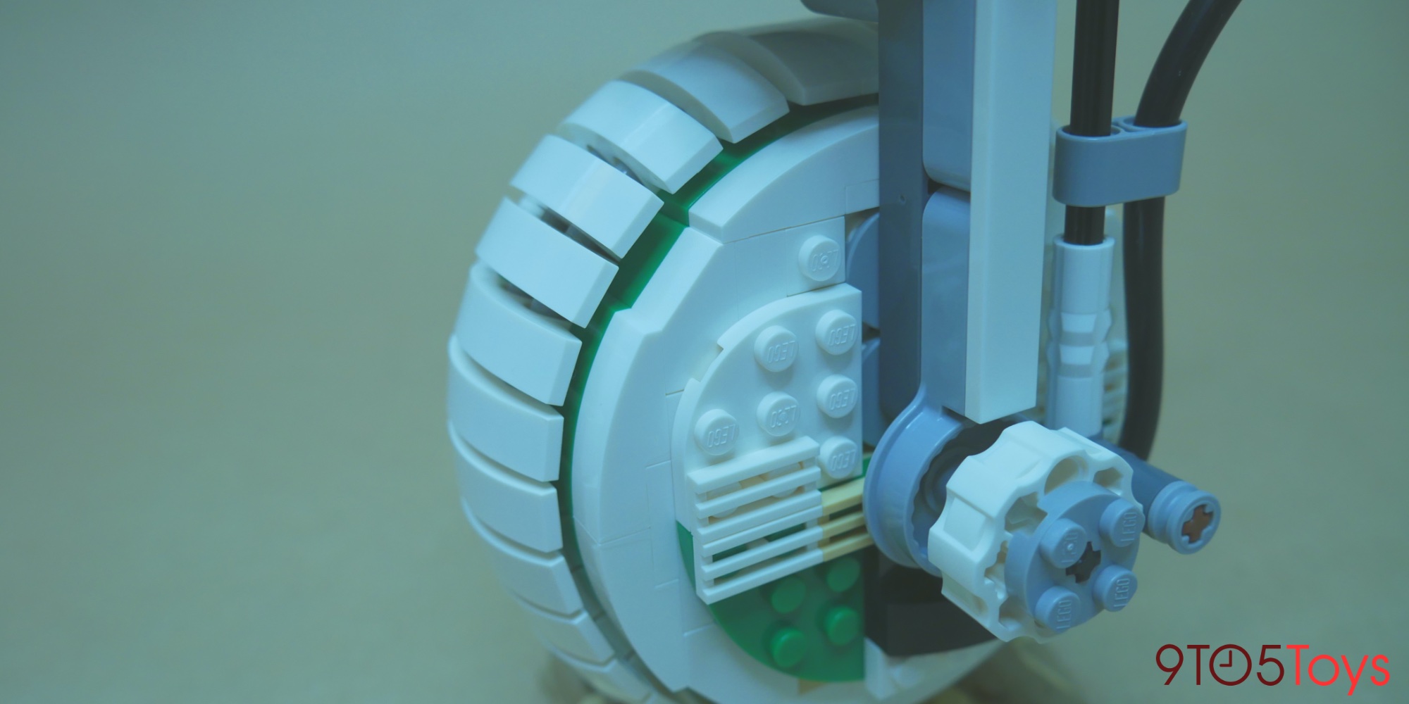 LEGO D-O Review: Assembling Star Wars' latest droid - 9to5Toys