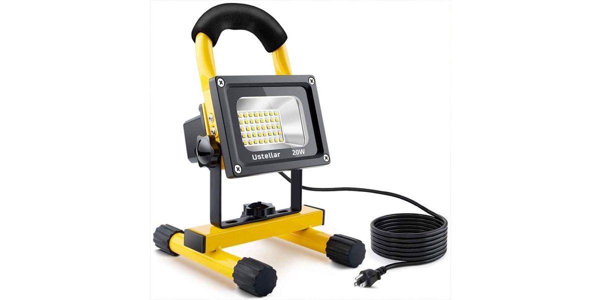DIY in the dark with this 30W/2,400-lumen LED work light at just $16.50