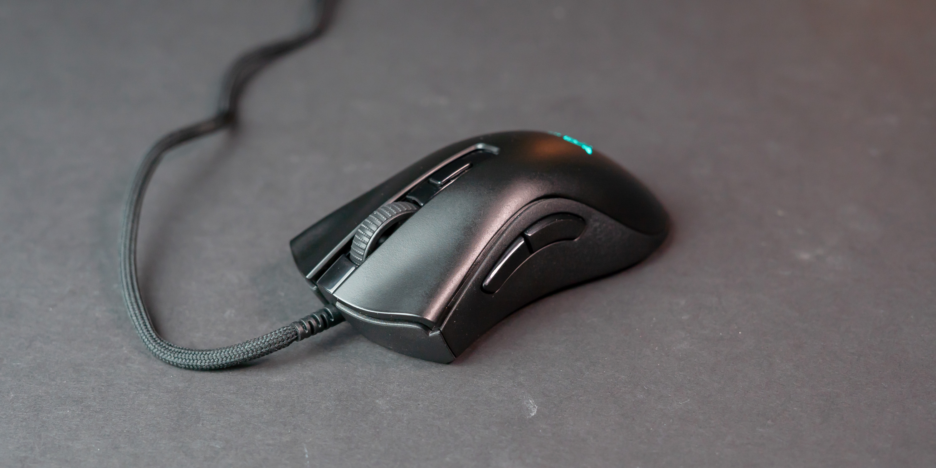 Razer Deathadder V2 Mini Review: Classic design in a smaller shell