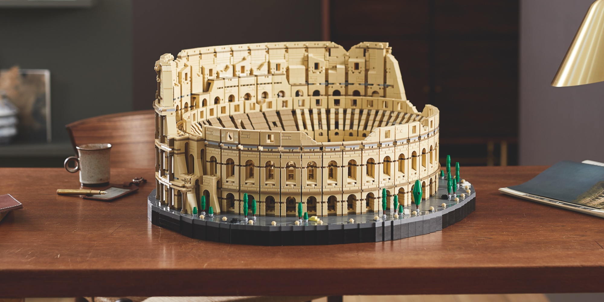 LEGO Colosseum debuts as largest kit to date with 9,000 bricks - 9to5Toys
