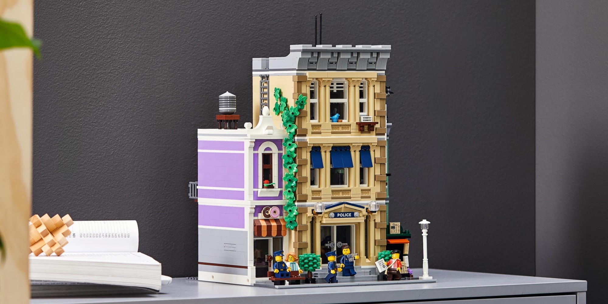 LEGO Police Station debuts as latest modular building set - 9to5Toys