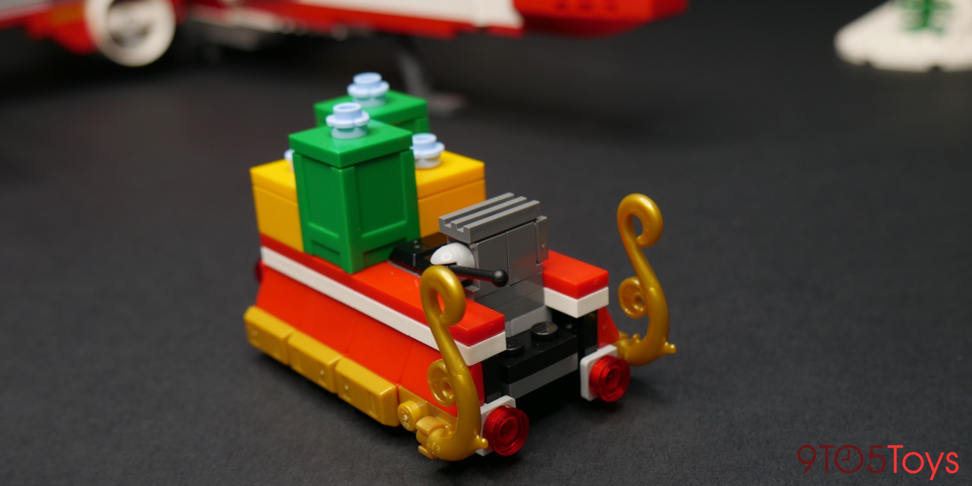 LEGO Christmas X-Wing: Hands-on with this limited-edition kit - 9to5Toys