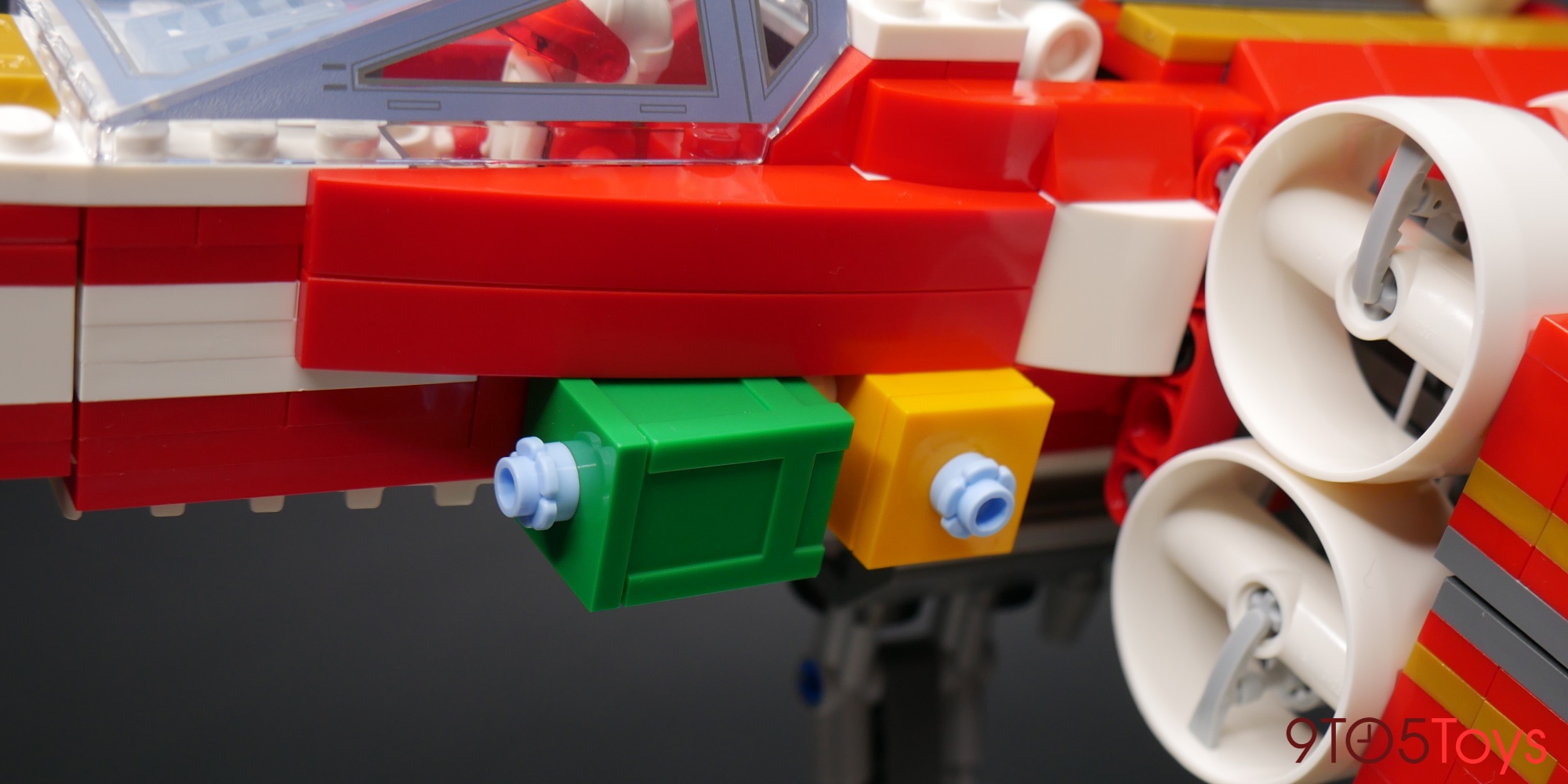 LEGO Christmas X-Wing: Hands-on with this limited-edition kit - 9to5Toys