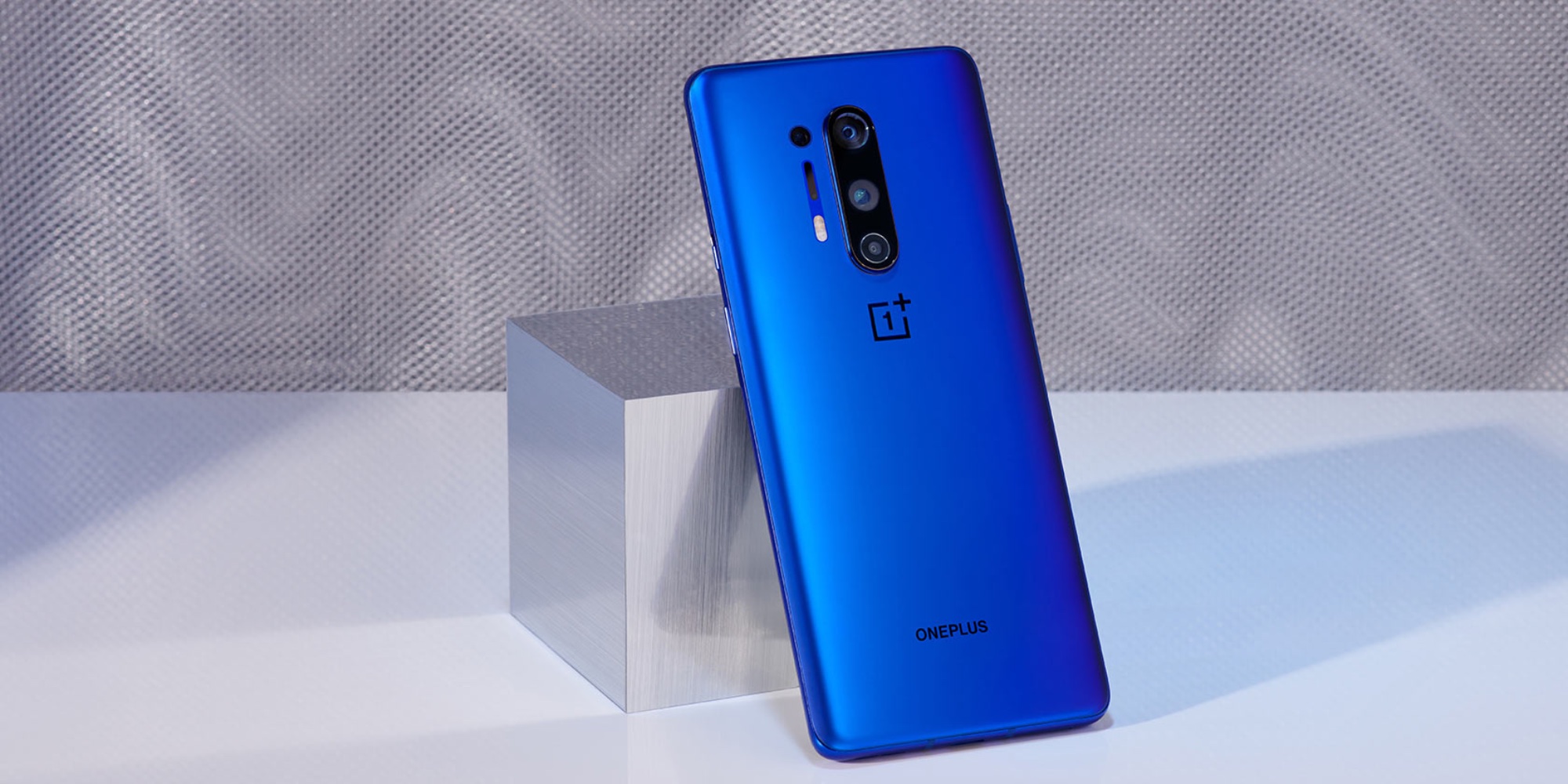 OnePlus 8 Pro Smartphone returns to all-time low at $750 (Save $249)
