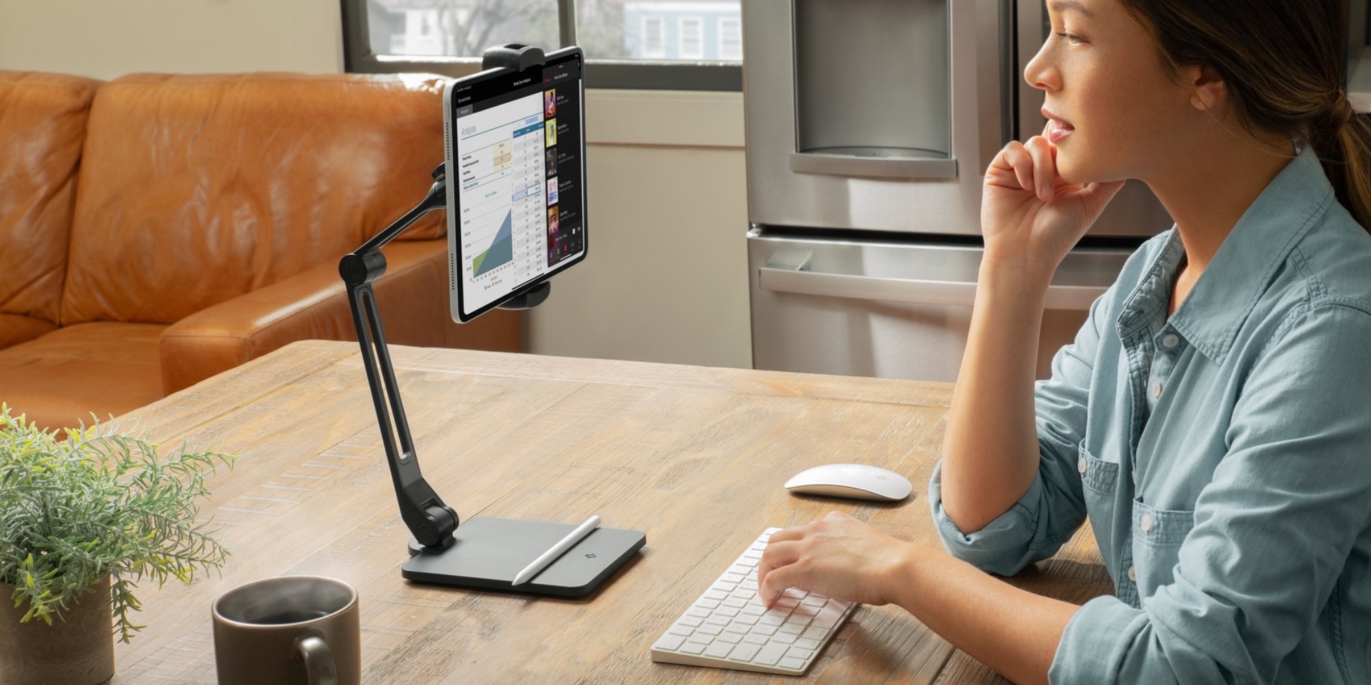 Twelve South HoverBar Duo debuts as versatile new iPad stand - 9to5Toys