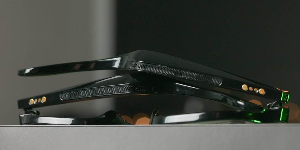 Razer Anzu Review: Smart glasses that play audio at home and on the go