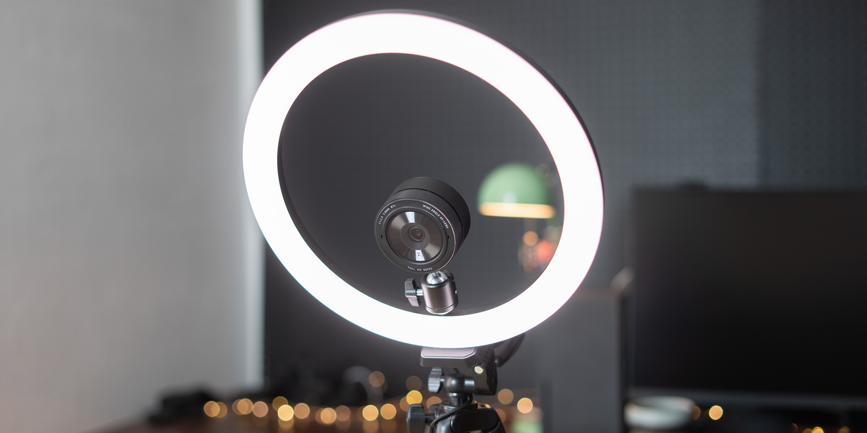 Razer Ring Light Review: Add some light to your stream for $80