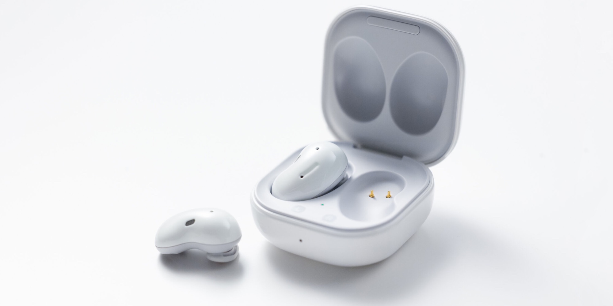 Samsung Galaxy Buds Live pack 29-hour battery life at $120 (Save $50)