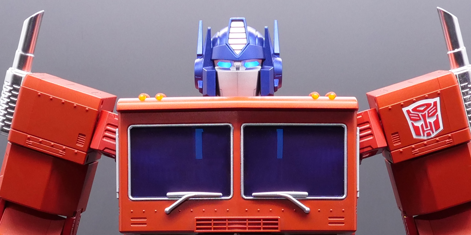 New Transformers collectible iOS/Android bot up for pre-order - 9to5Toys