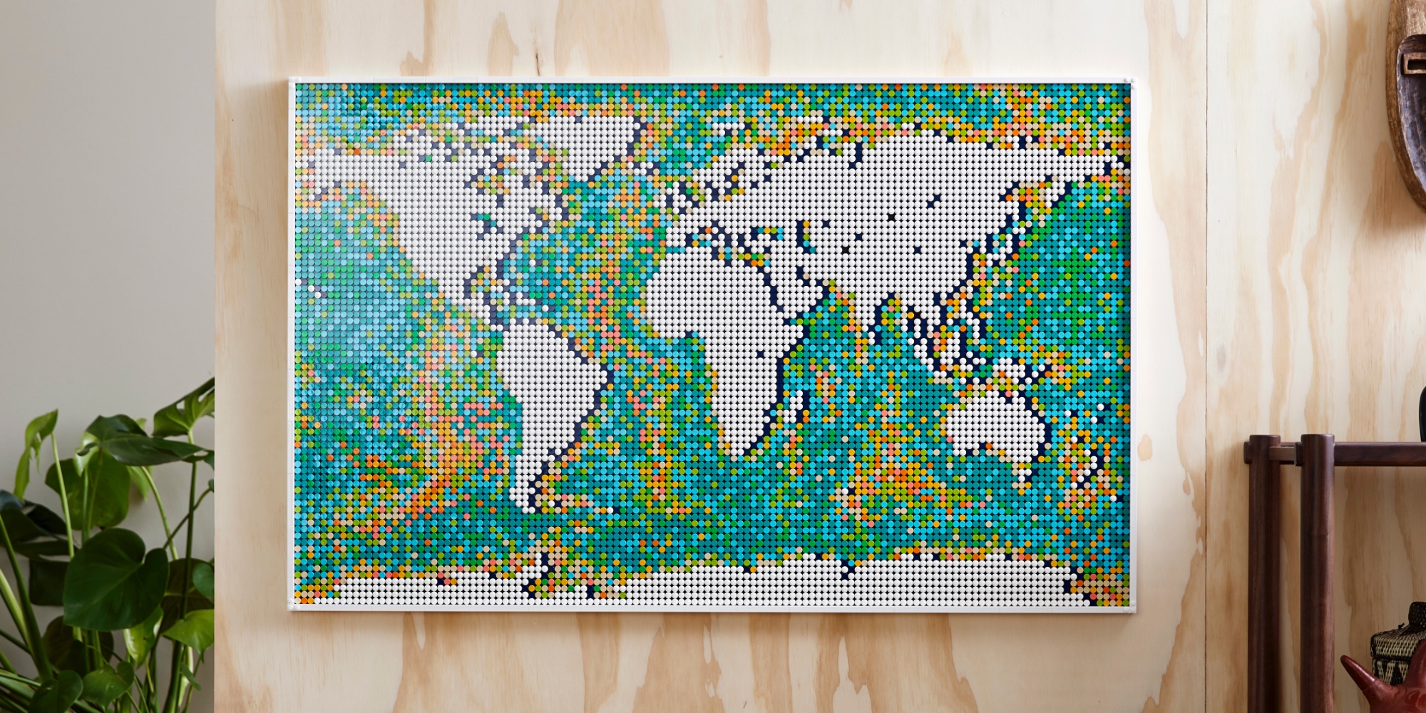 LEGO World Map debuts with 11,000 pieces as largest set yet - 9to5Toys