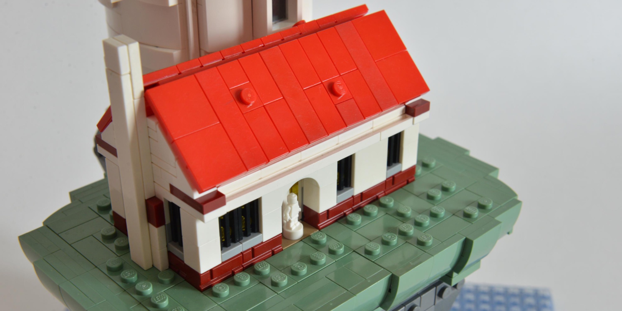 LEGO Ideas Motorized Lighthouse announced as upcoming kit - 9to5Toys