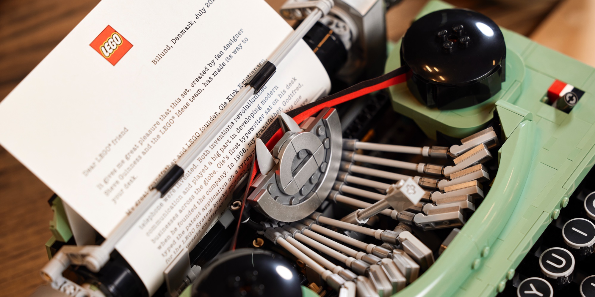 LEGO Ideas Typewriter delivers 2,079 pieces + working design - 9to5Toys