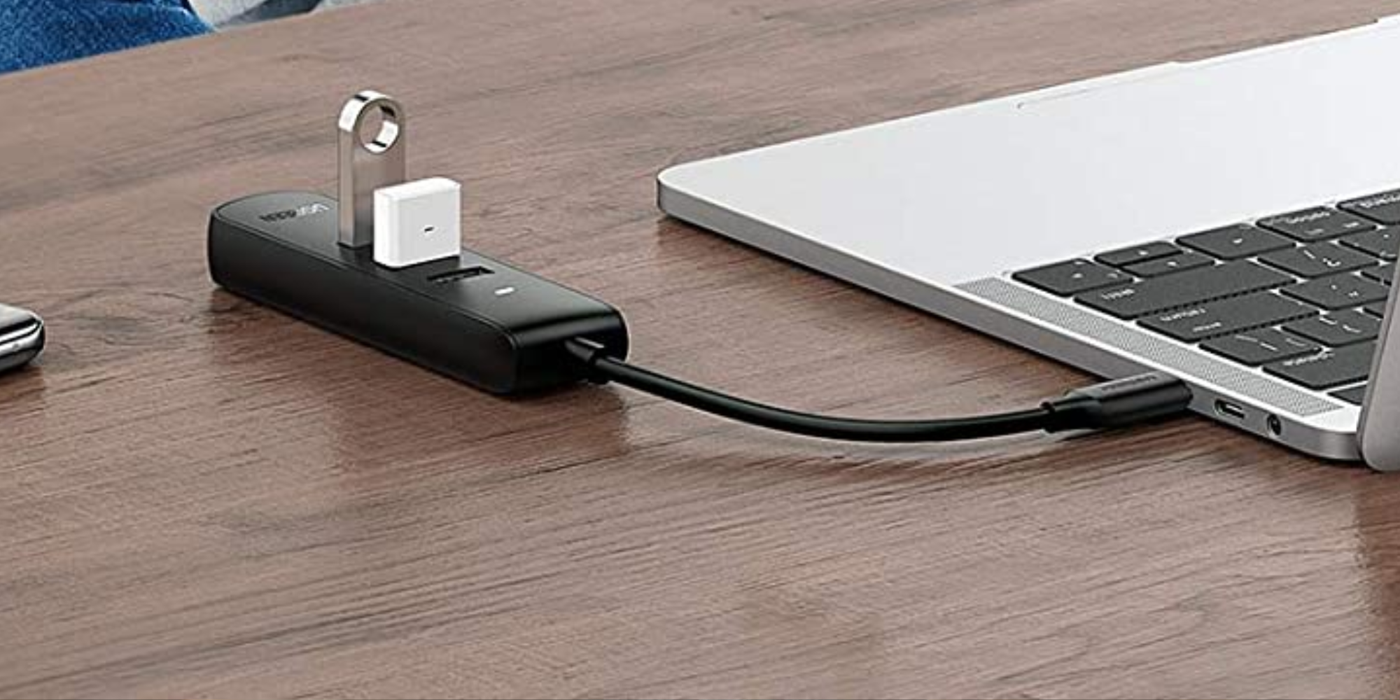 UGREEN's USB-C/USB-A hubs turn one port into four at just $6.50 each