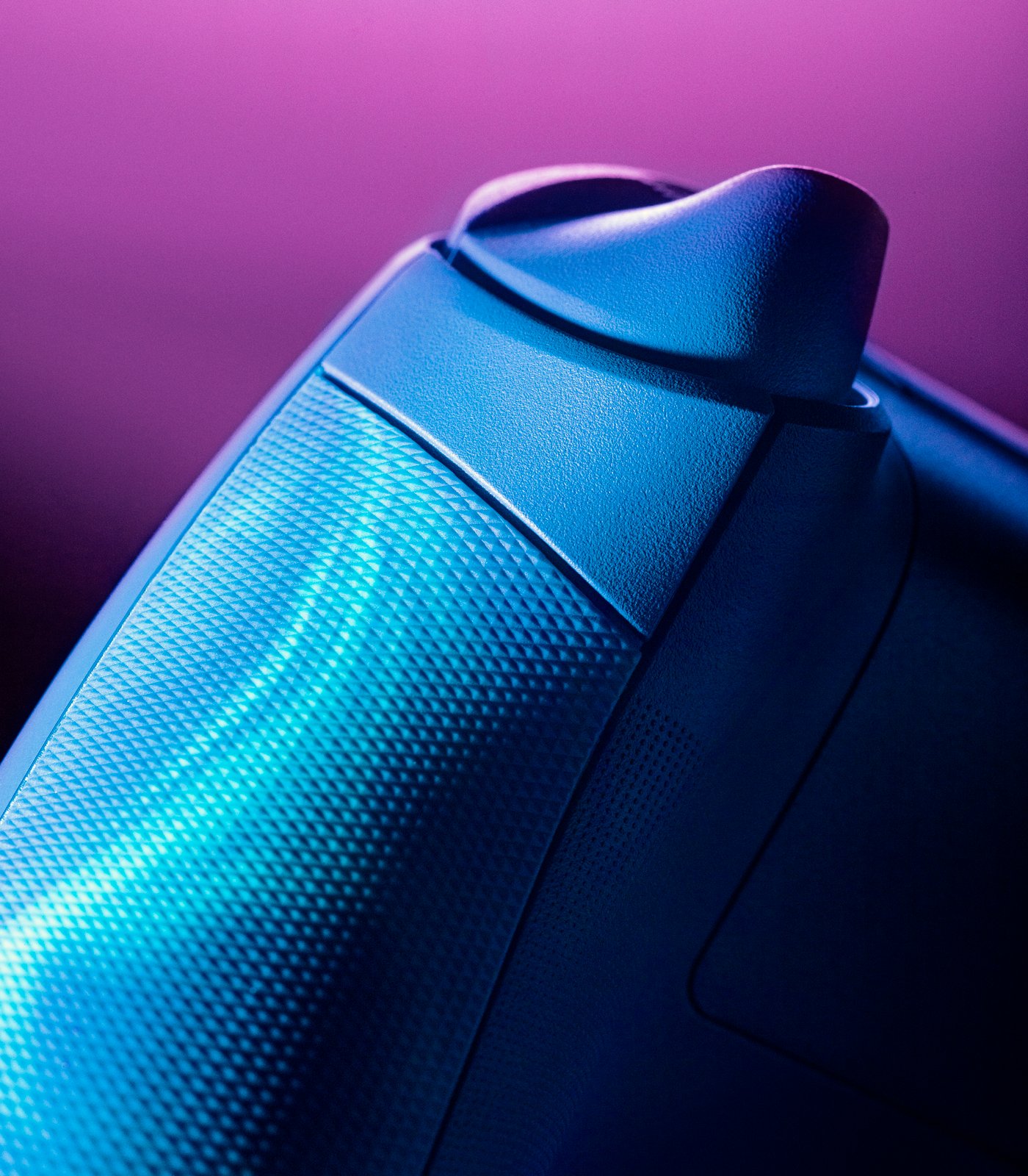 Microsoft unveils shimmering new Aqua Shift Wireless Xbox Controller ...