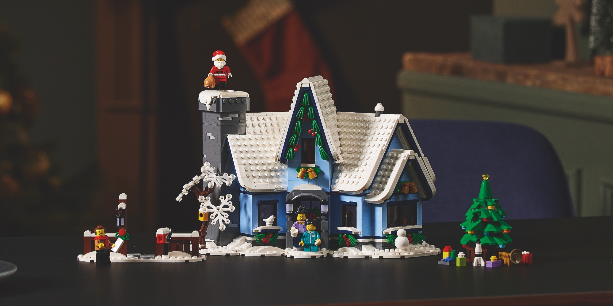 LEGO Santa's Visit stacks up to over 1,400 pieces - 9to5Toys