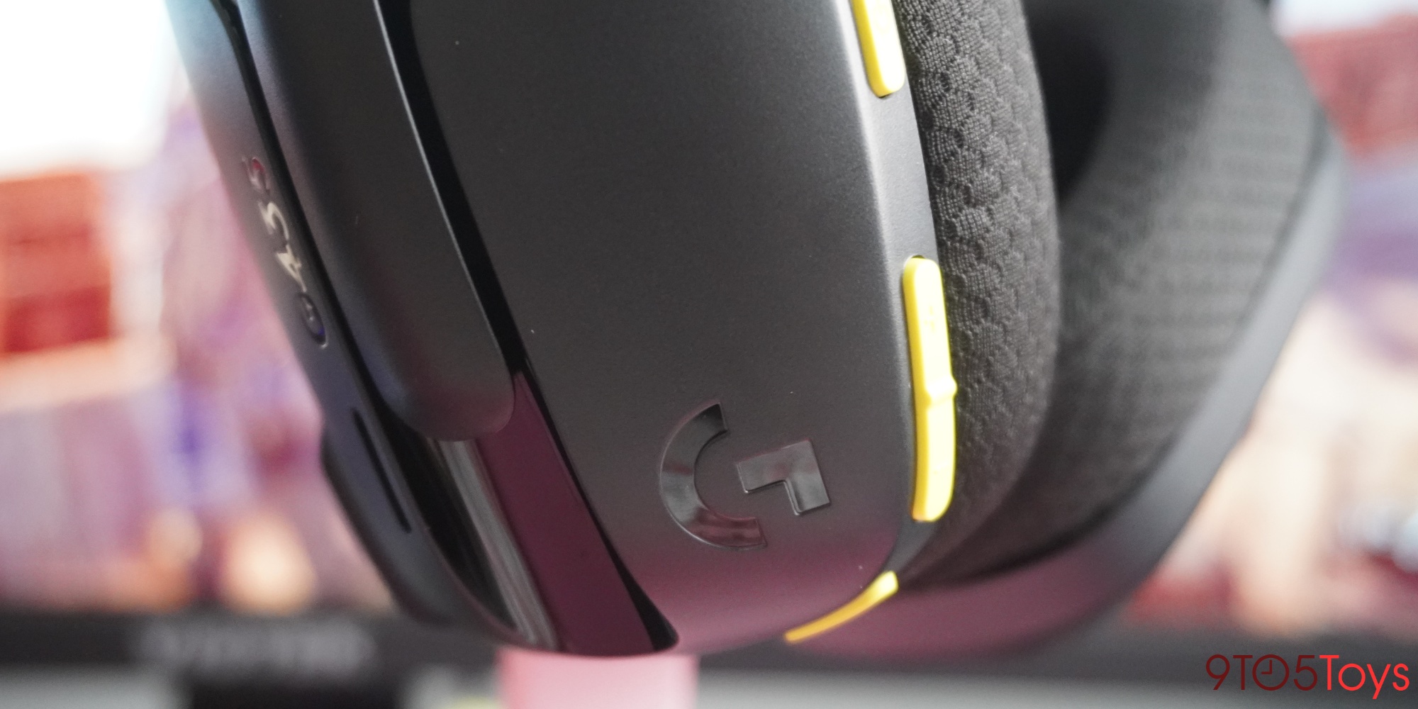 Logitech G435 Gaming Headset hand-on look - 9to5Toys