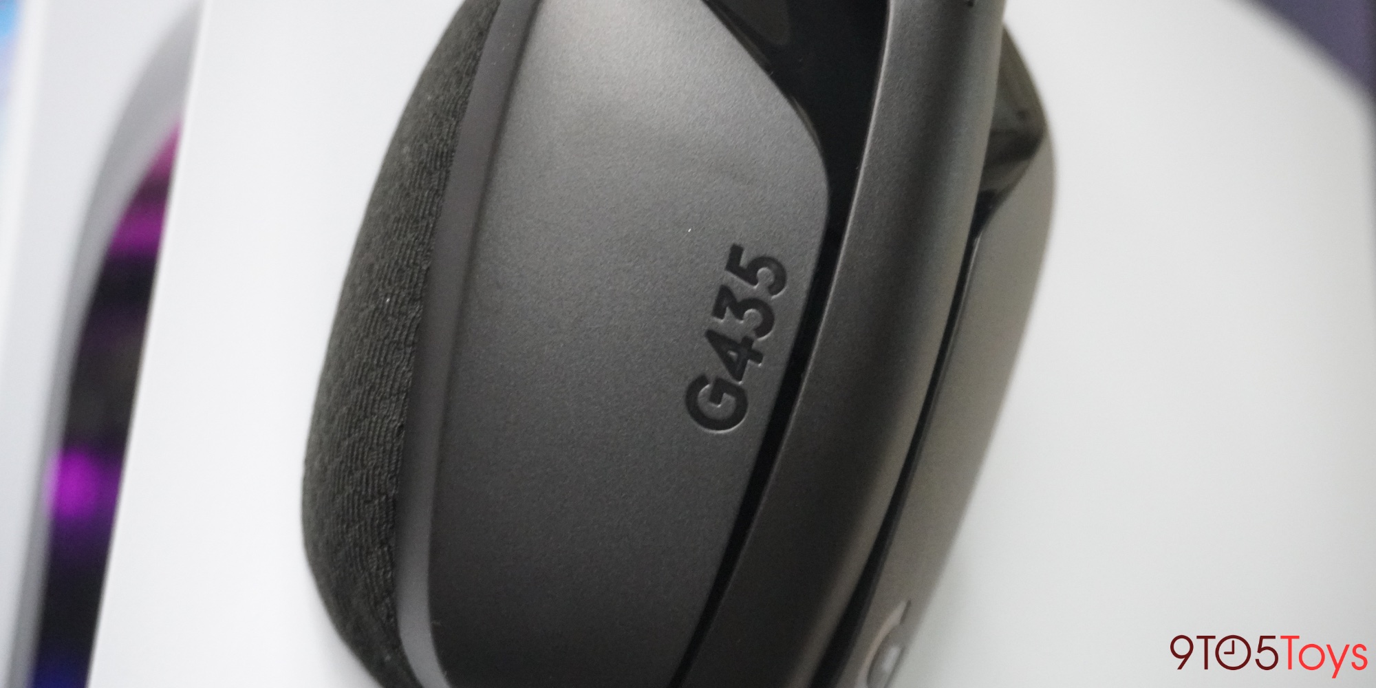 Logitech G435 Gaming Headset hand-on look - 9to5Toys