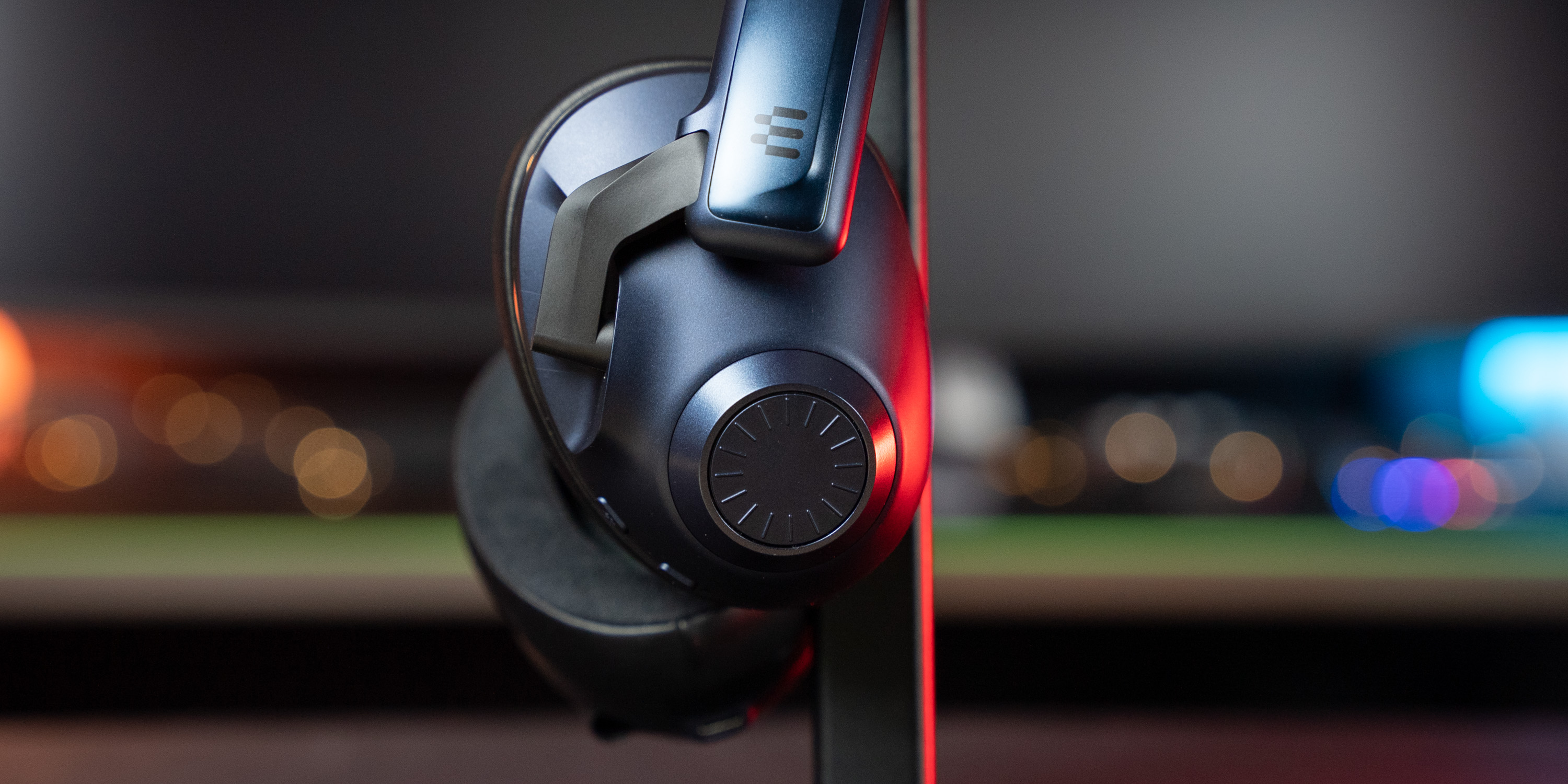 Epos H3Pro Hybrid review: Performance comes at a price