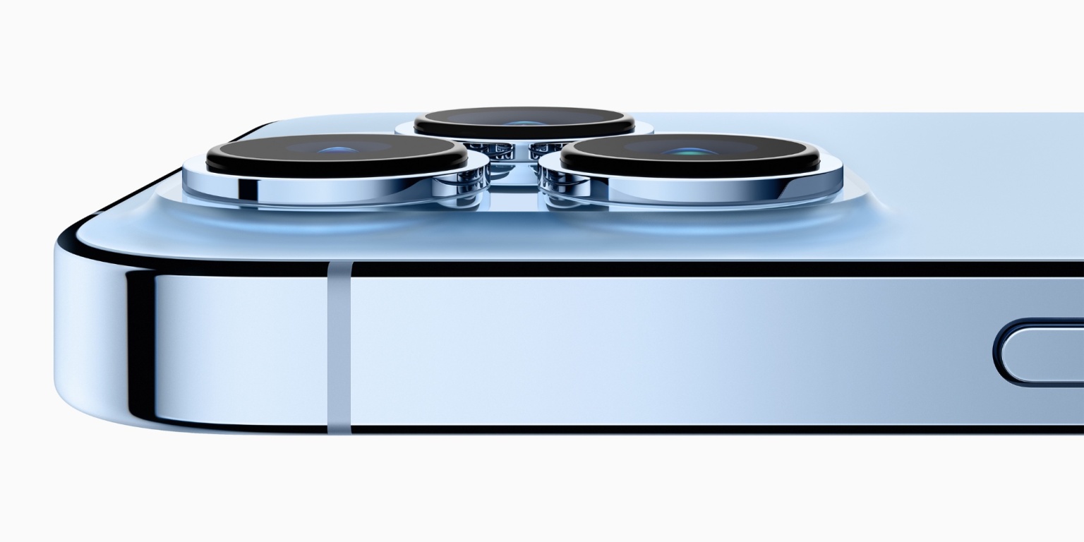 Apple’s iPhone 13 lineup now $400 off via Xfinity Mobile, no trade-in ...