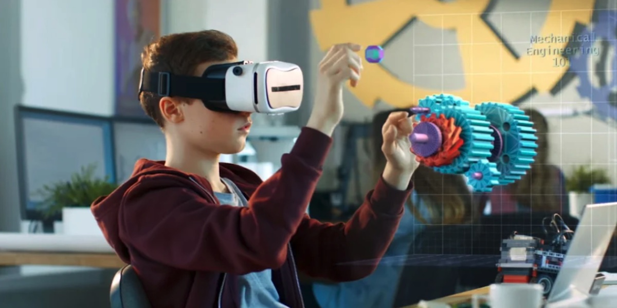 Sony's new dual OLED 8K VR headset prototype - 9to5Toys