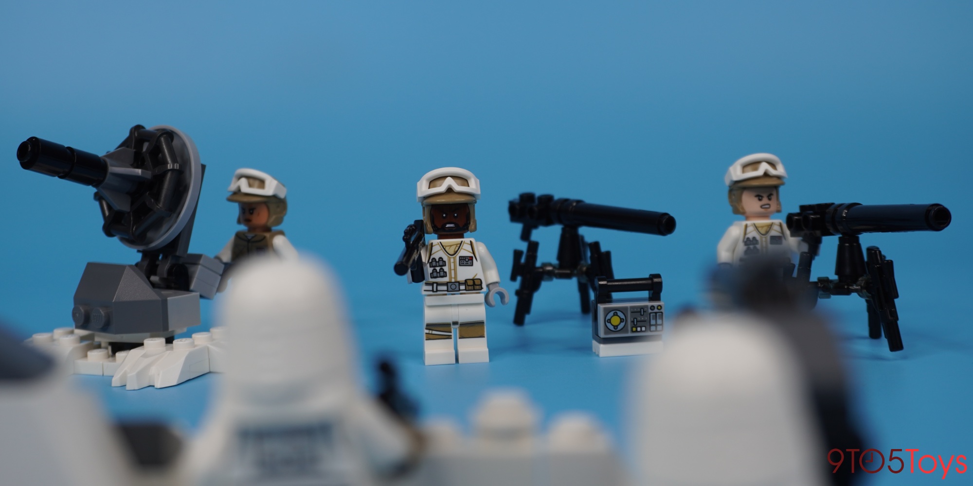 LEGO Defense of Hoth - 9to5Toys