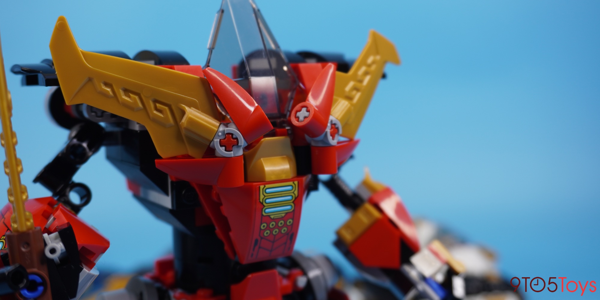 LEGO Ninja Combo Mech delivers plenty of value - 9to5Toys