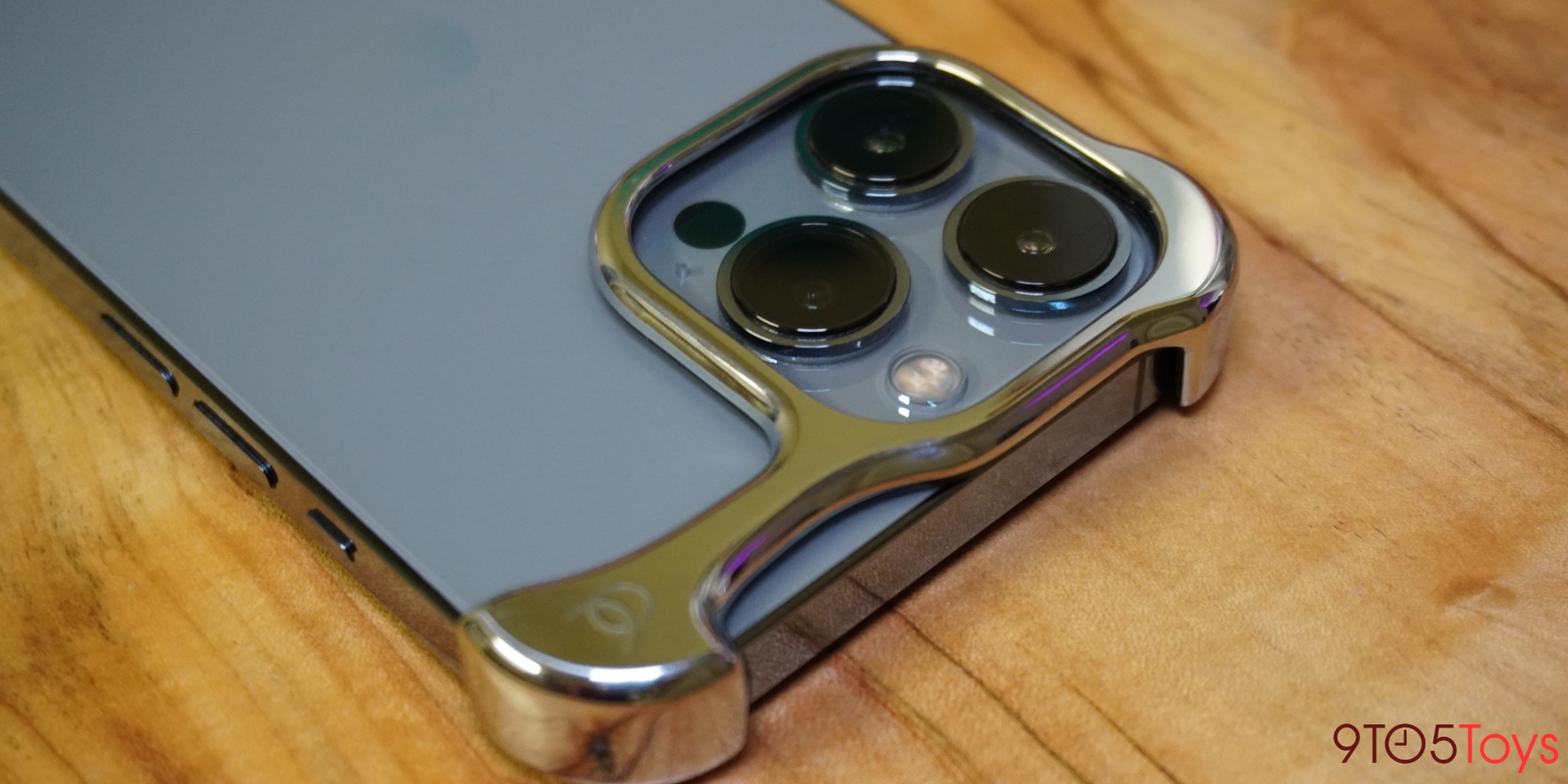 Arc Pulse iPhone 13 case: Elegant stylings fit for Apple's latest ...