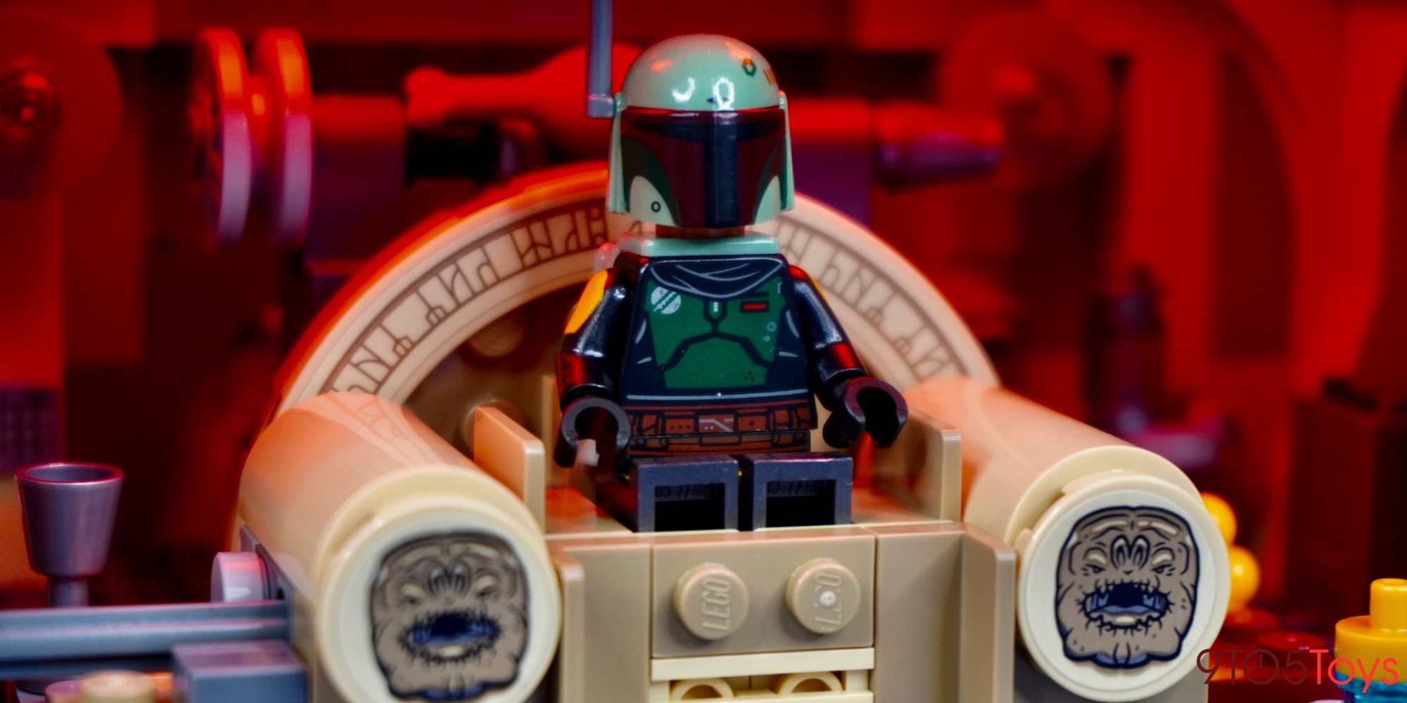 LEGO's 730-piece Boba Fett Throne Room includes seven minifigs at low ...